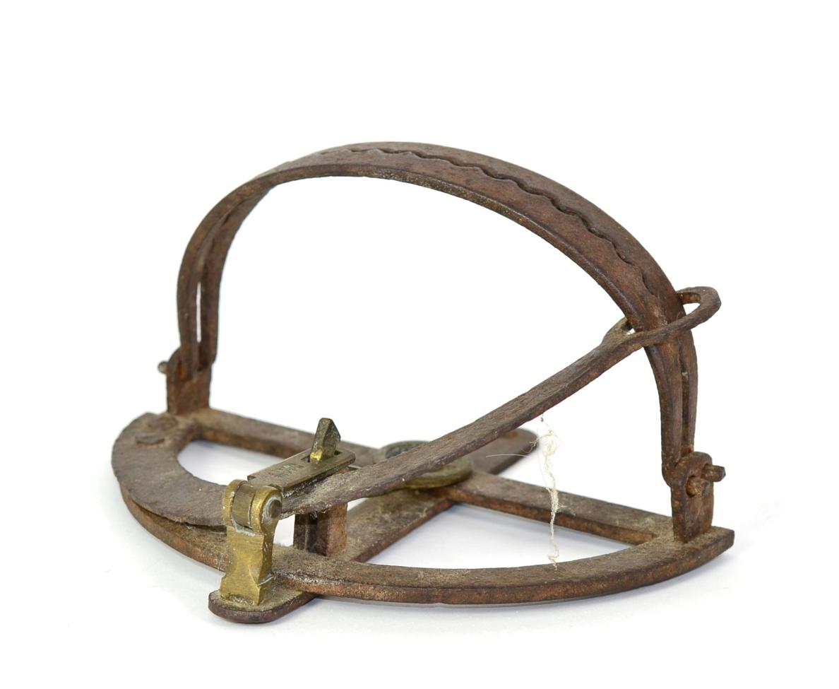 Lot 457 - A Brass and Cast Iron Egg Trap, 19th century,