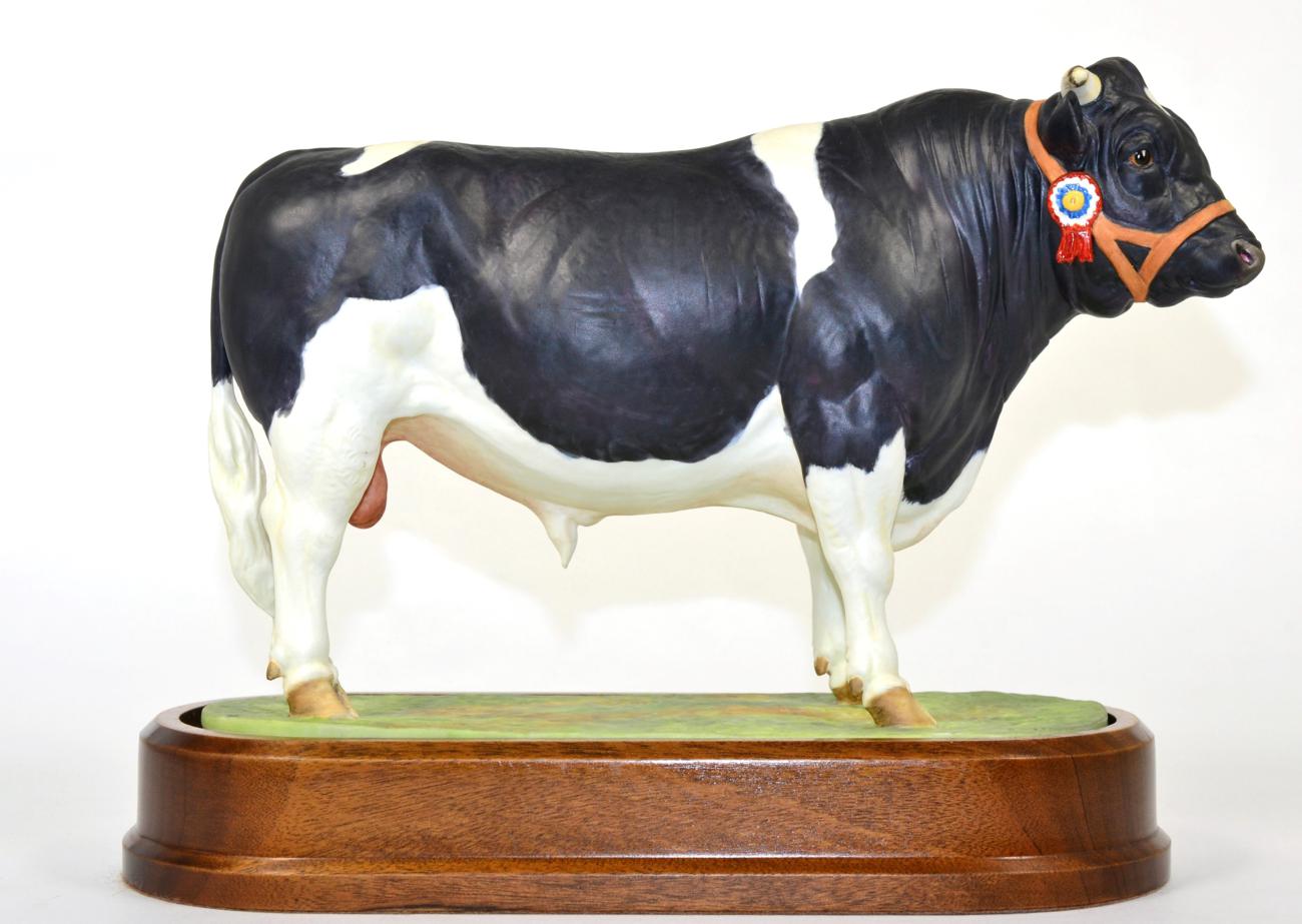 Lot 118 - Royal Worcester British Friesian Bull