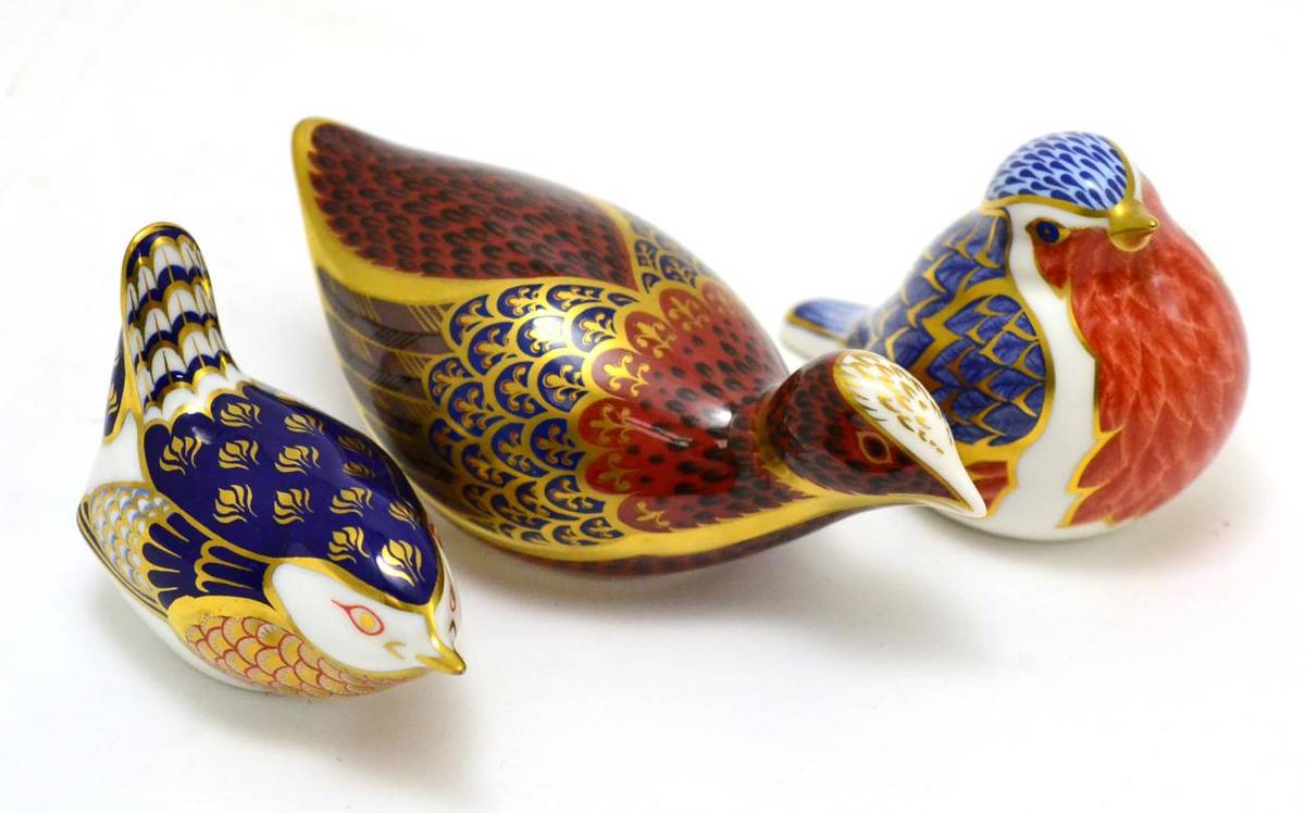 Lot 419 - Royal Crown Derby paperweights robin, wren