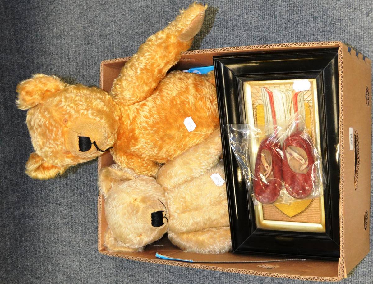 Lot 464 - Pale yellow plush Merrythought teddy bear,