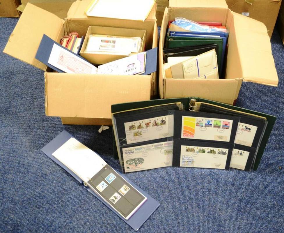 Lot 19 - Two Glory Boxes