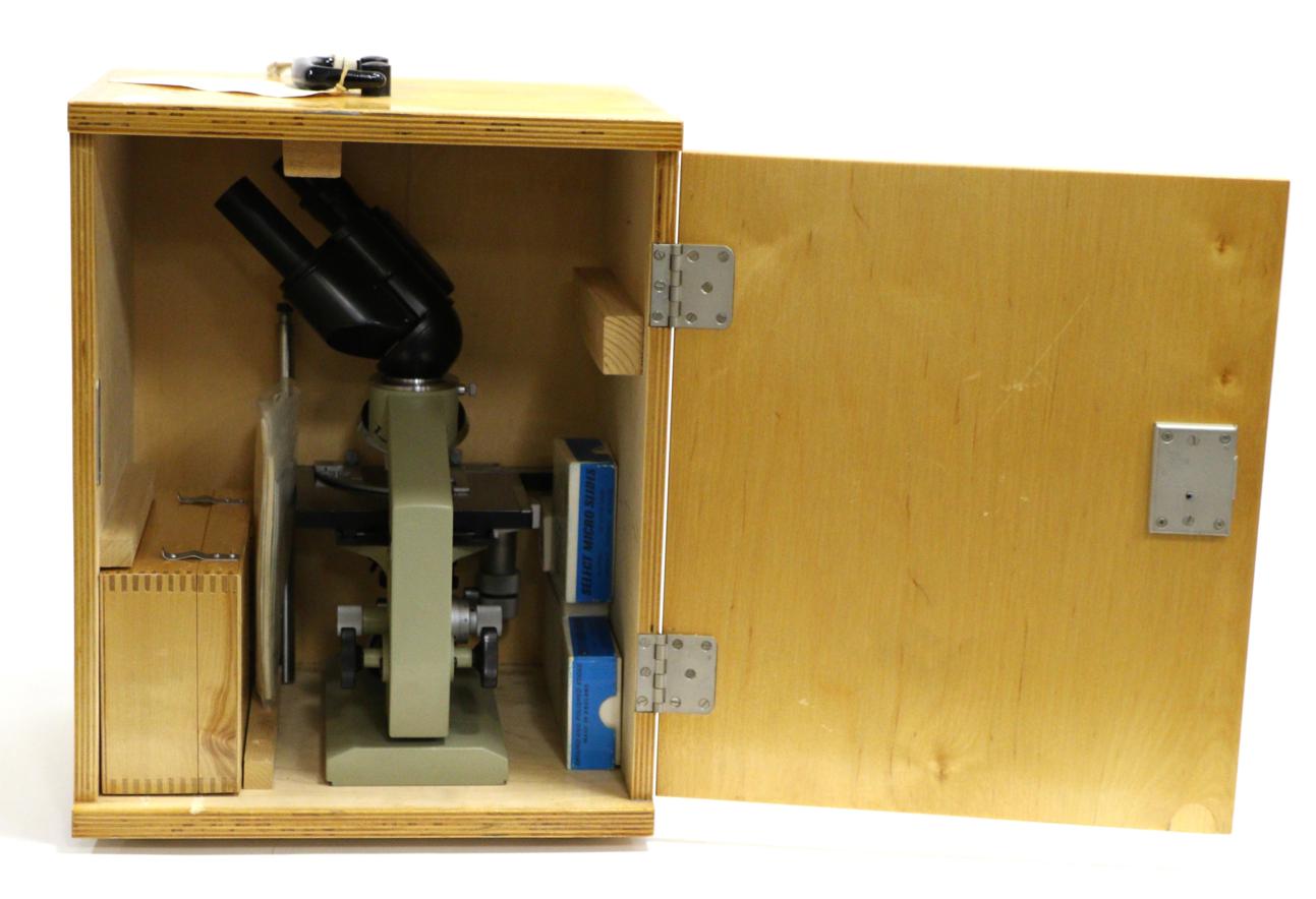 Lot 2121 - Lomo Biolam AU-12 Binocular Microscope with