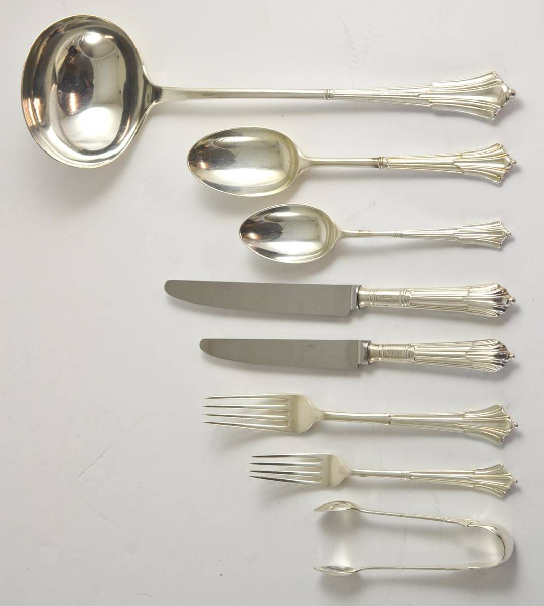 Lot 483 - A Harlequin or Composite Table Service of