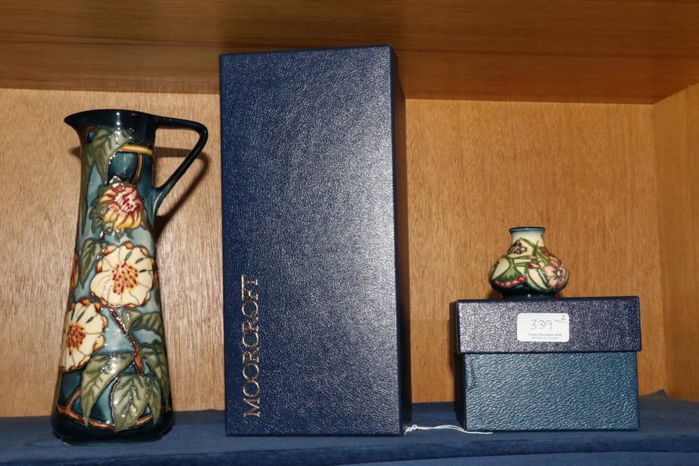 Lot 339 - A modern Moorcroft pottery Sonoyta jug