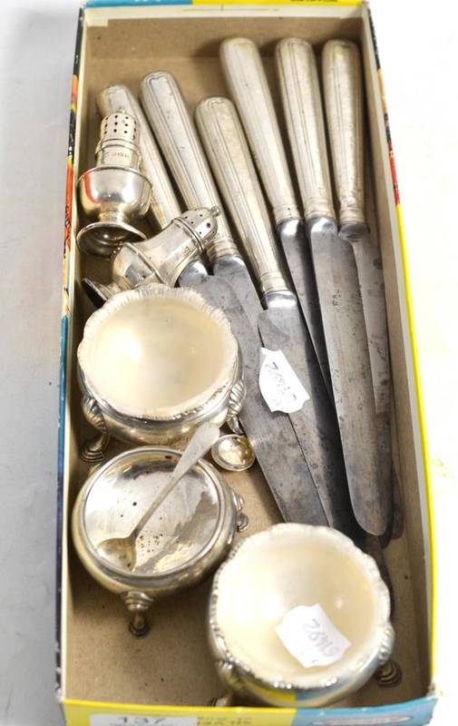 Lot 137 - A pair of George III silver cauldron salts