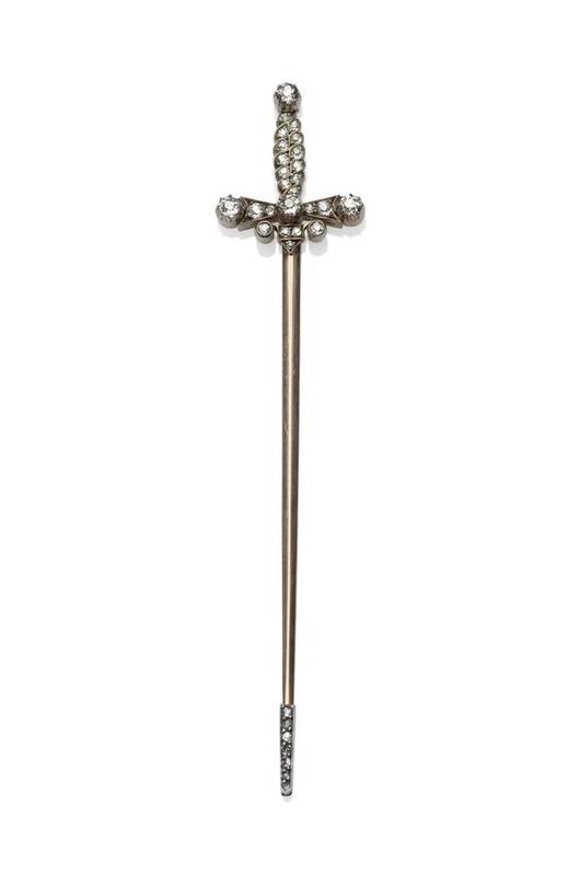 Lot 450 - An Early 20th Century Diamond Set Dagger Pin,