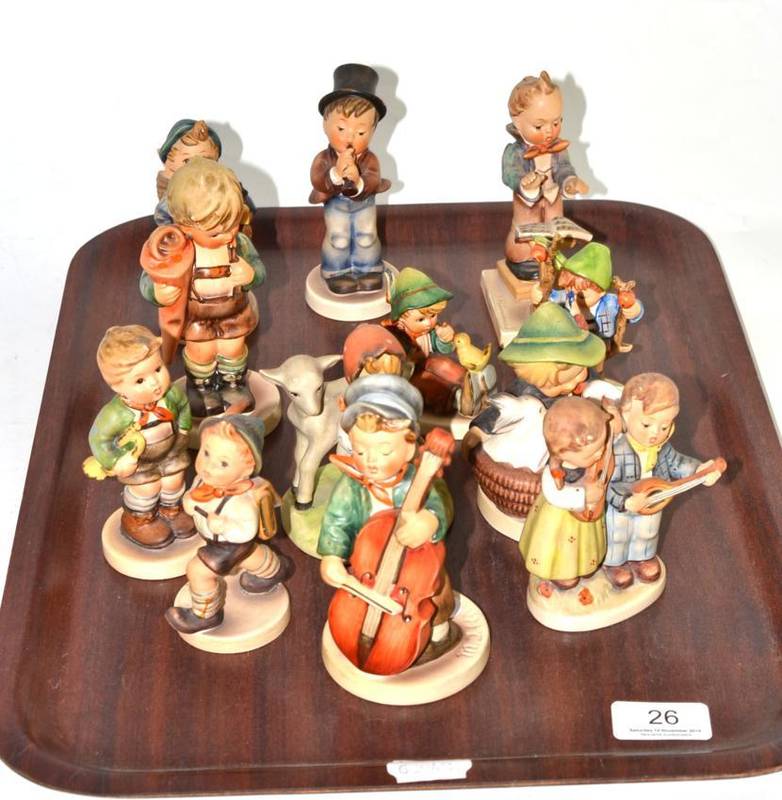Lot 26 - Twelve Goebel figures