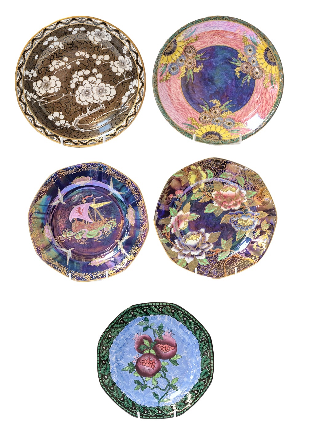 Lot 40 - A group of Maling pottery, including Galleon