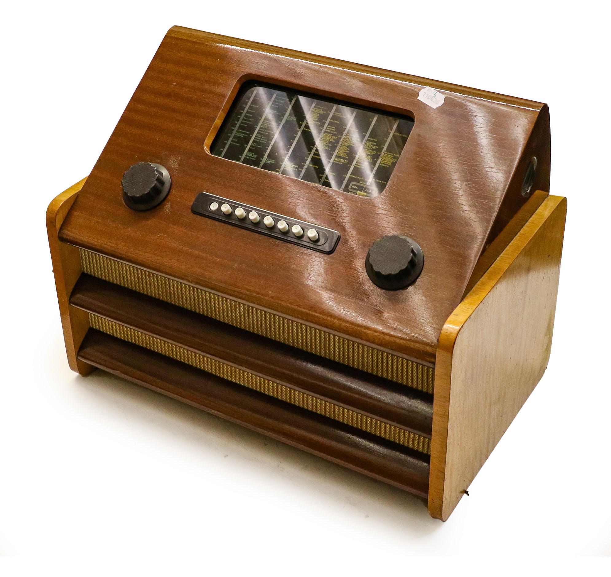 Lot 2104 - Three Good Murphy Early 1930s Wireless