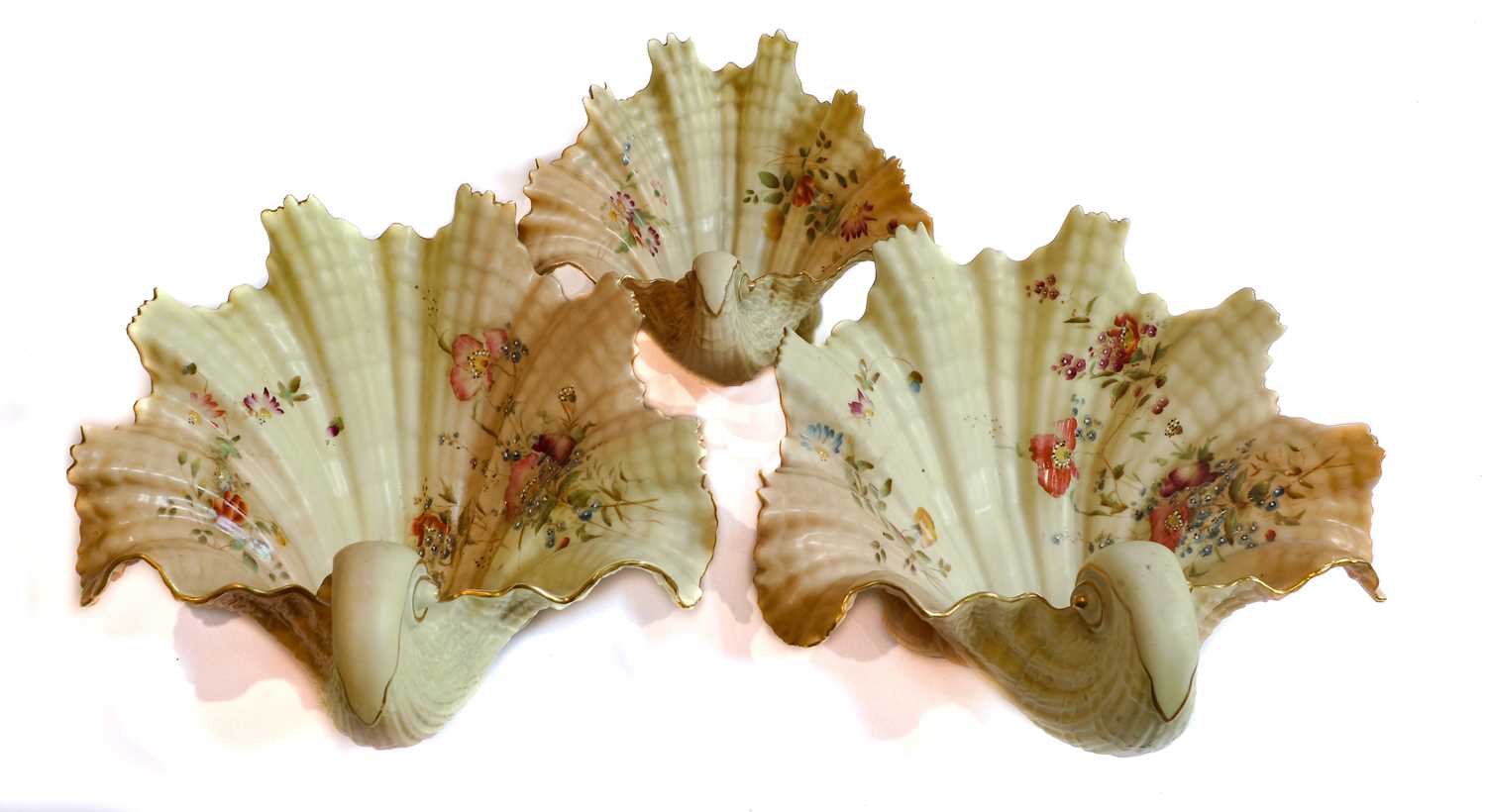 Lot 321 - Two large Royal Worcester blush ware shell