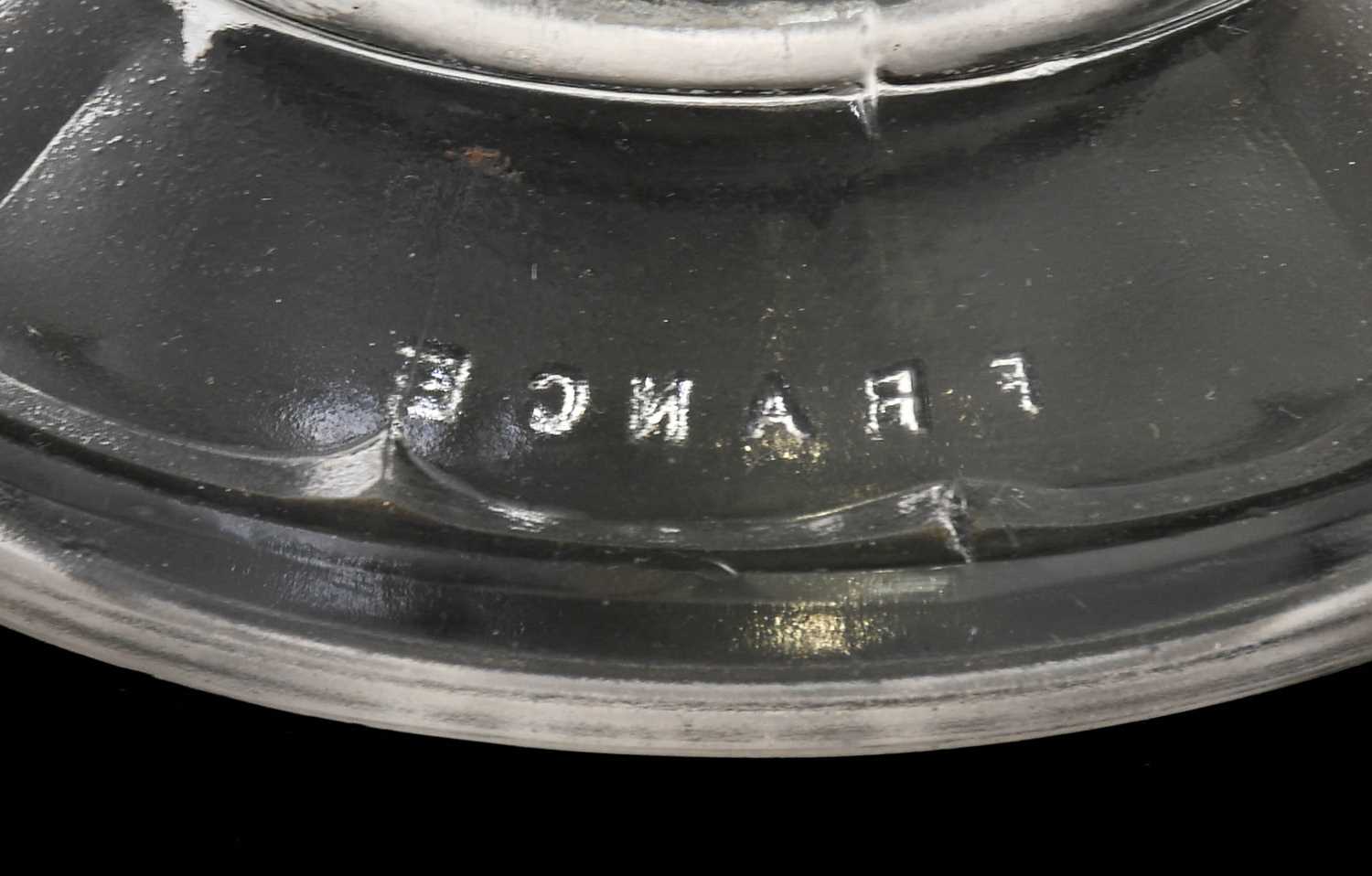 Lot 28 - An Art Deco Etling Frosted and Clear Glass