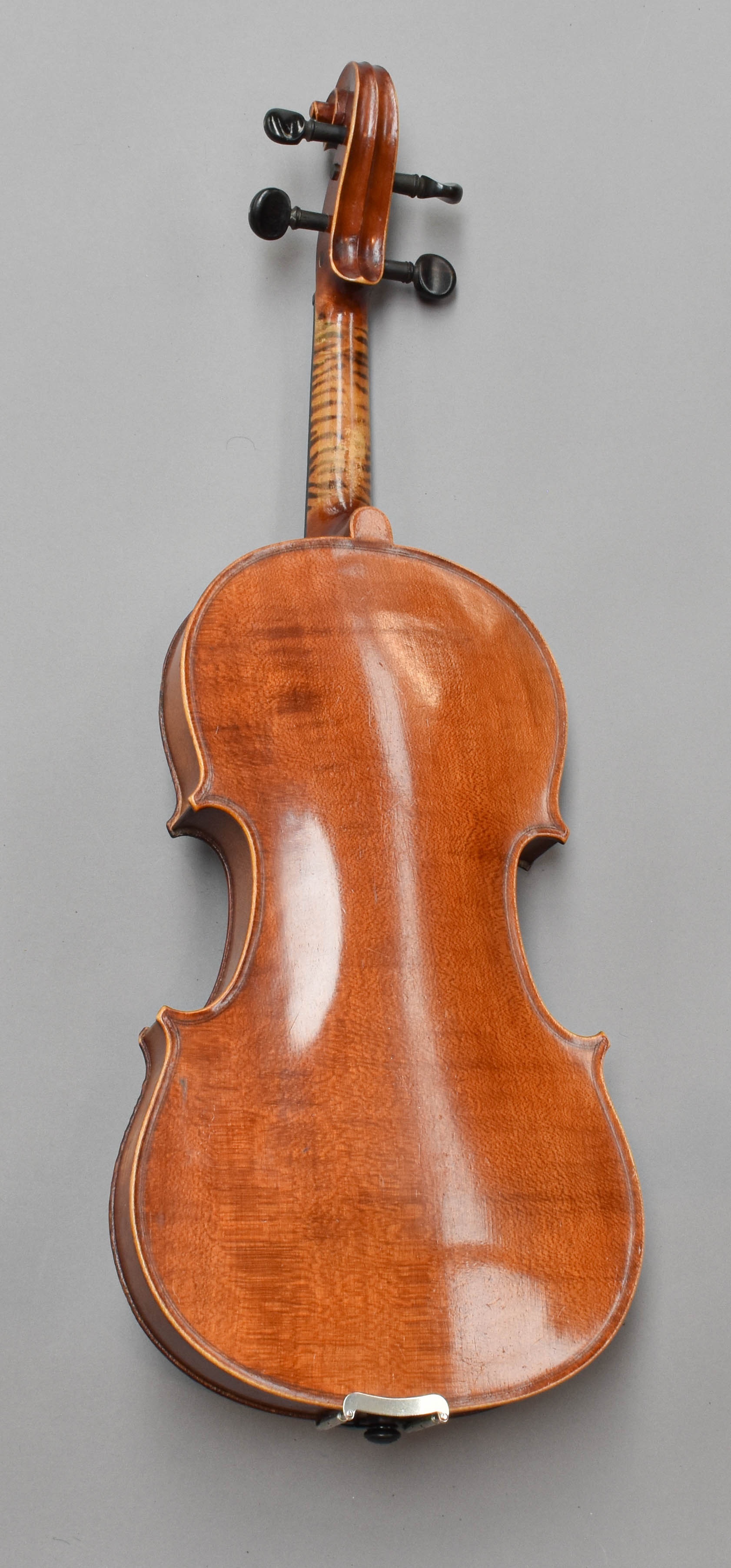 Lot 58 - Violin
