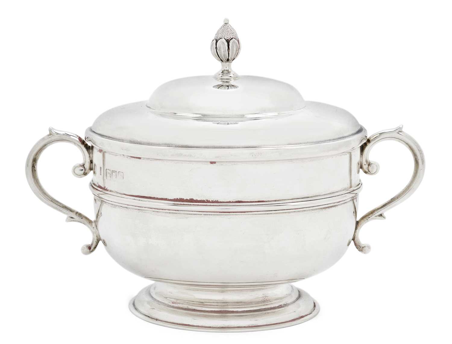 Lot 2257 - A Victorian Silver Porringer and Cover