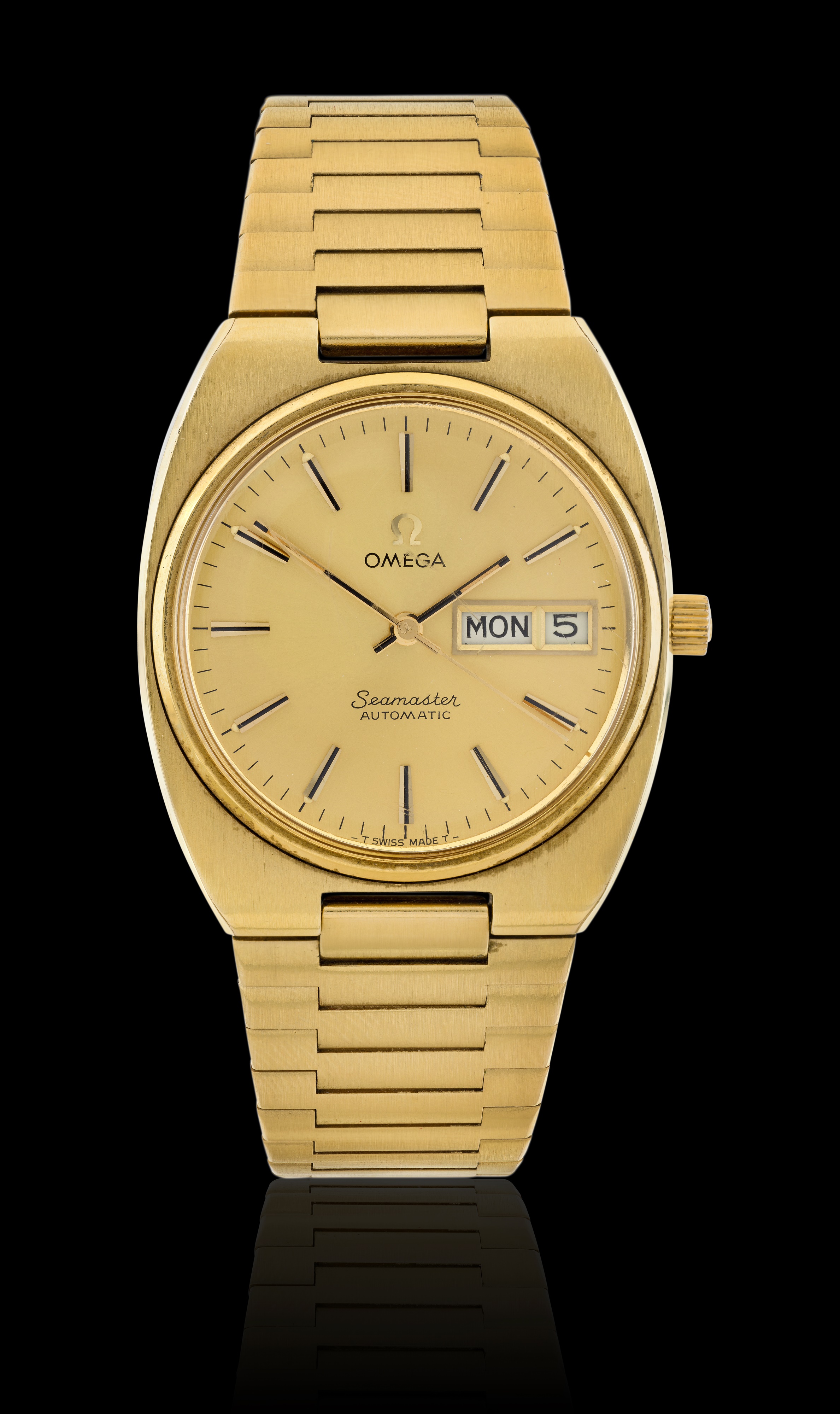 Lot 2359 - Omega: A Gold Plated Automatic Day/Date
