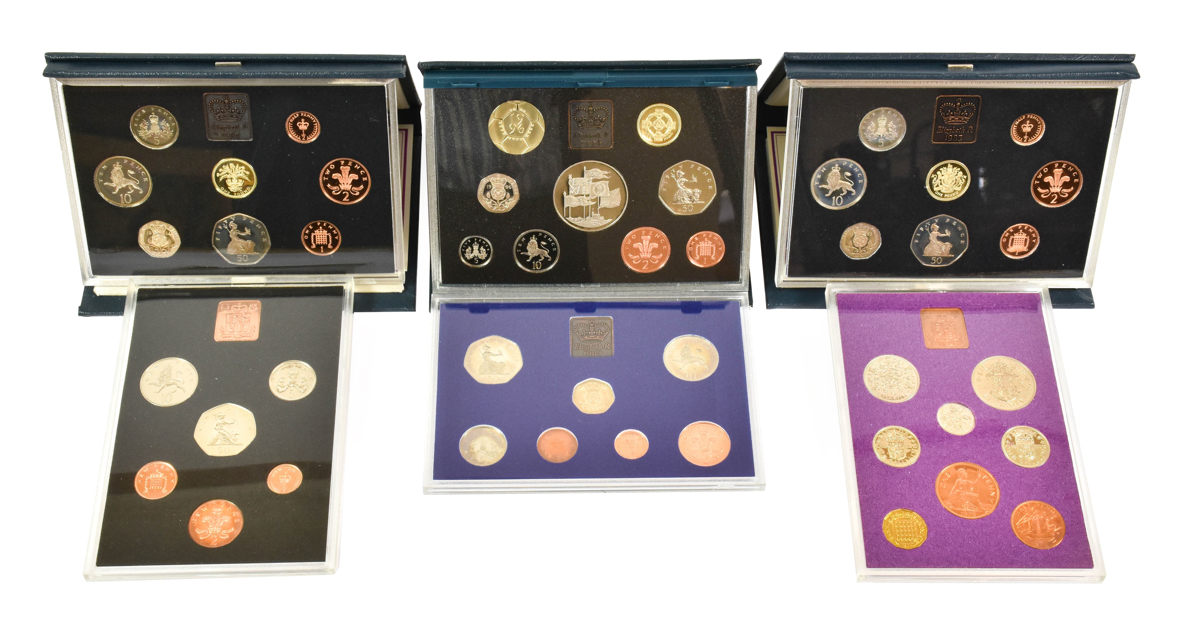 Lot 440 - 16 x UK Proof Coin Sets: 1970 8 coins from