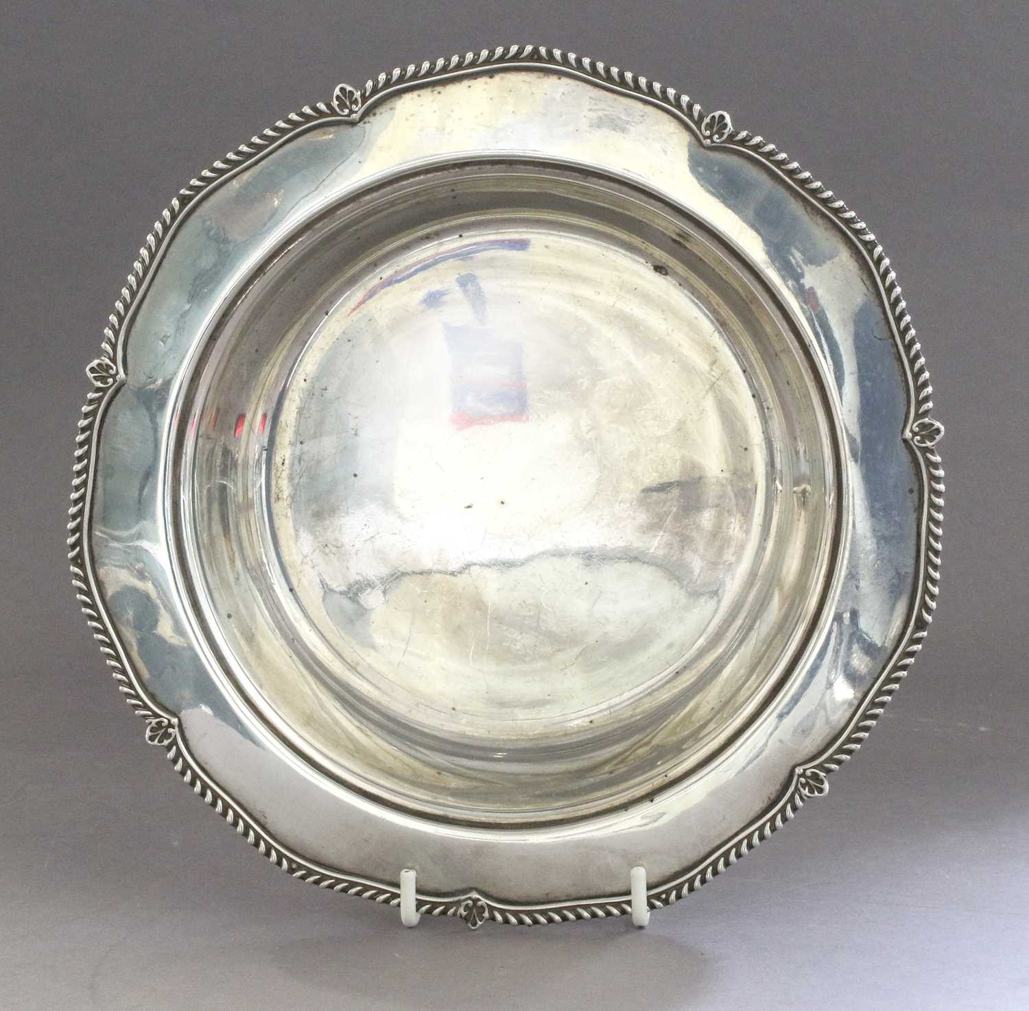 Lot 205 - A George V Silver Dish, by George Howson,