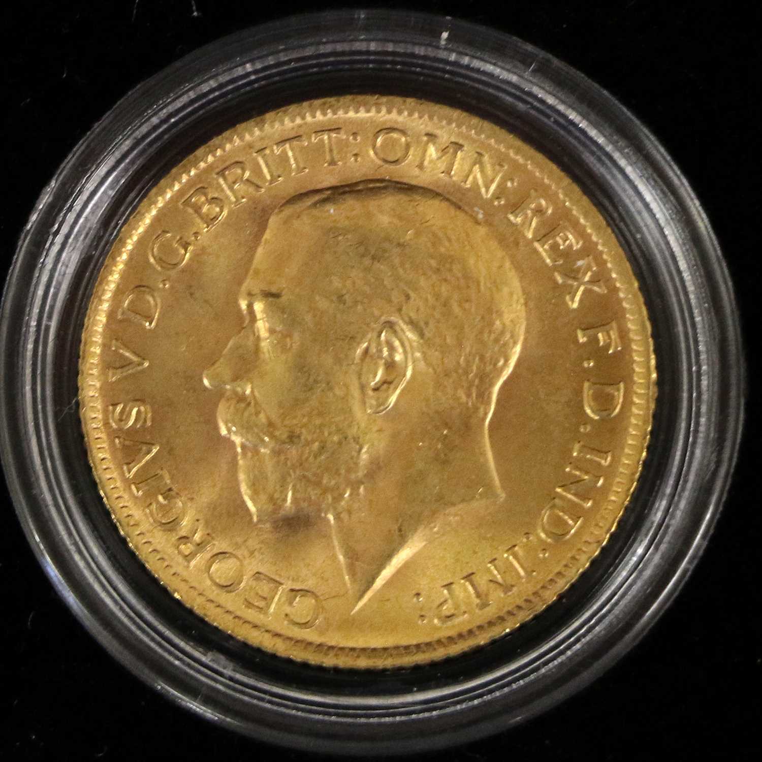 Lot 286 - George V, Sovereign 1915, obv. bare head
