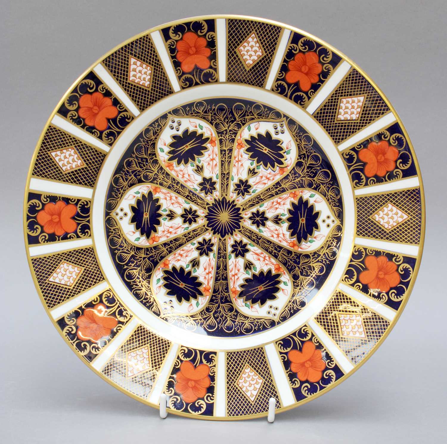 Lot 252 - A Pair of Royal Crown Derby Plates, pattern
