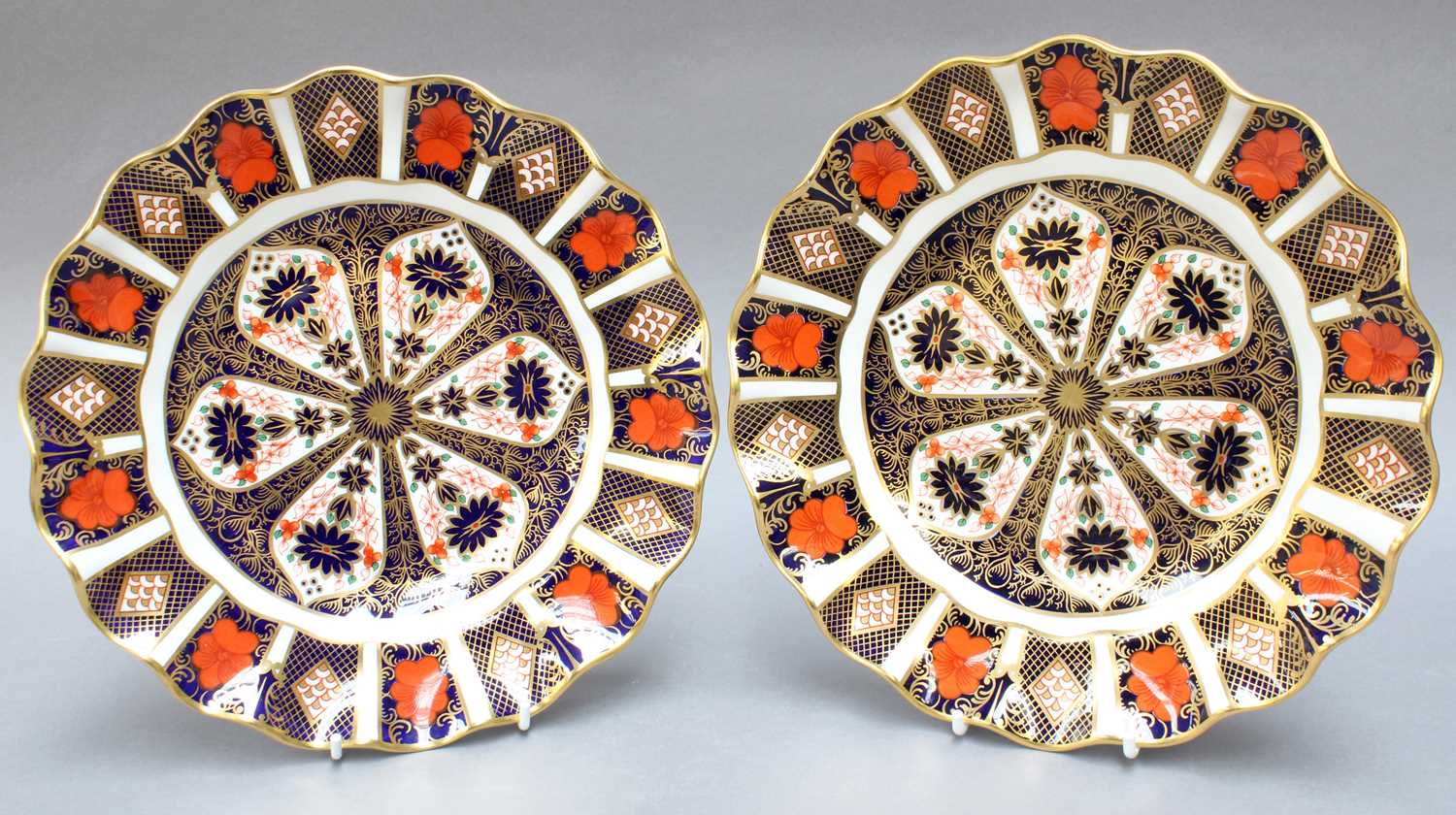 Lot 252 - A Pair of Royal Crown Derby Plates, pattern