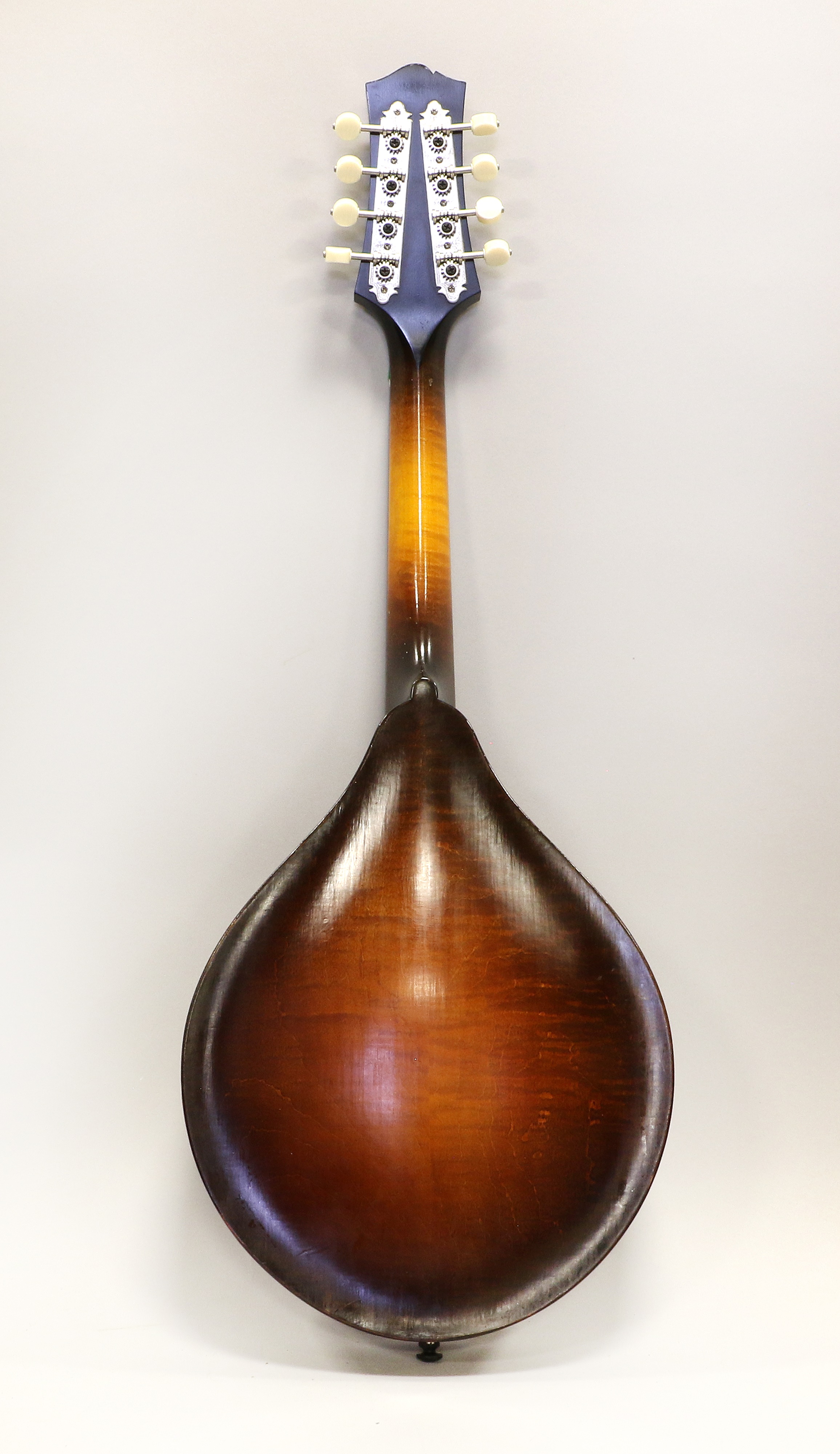 Lot 51 - Mandolin Model MT
