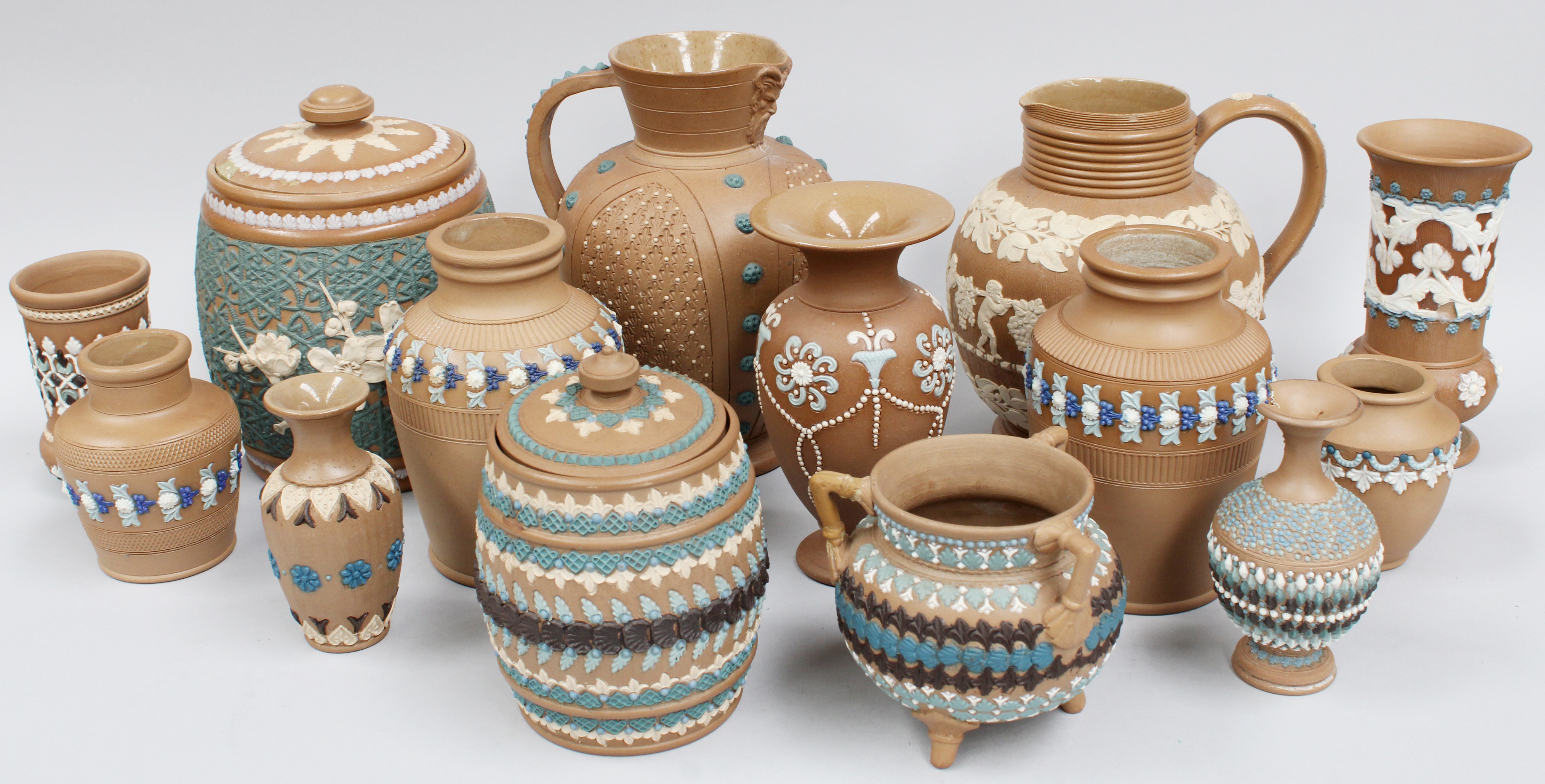 Lot 347 - Doulton Silicon Ware, a quantity of sprigged