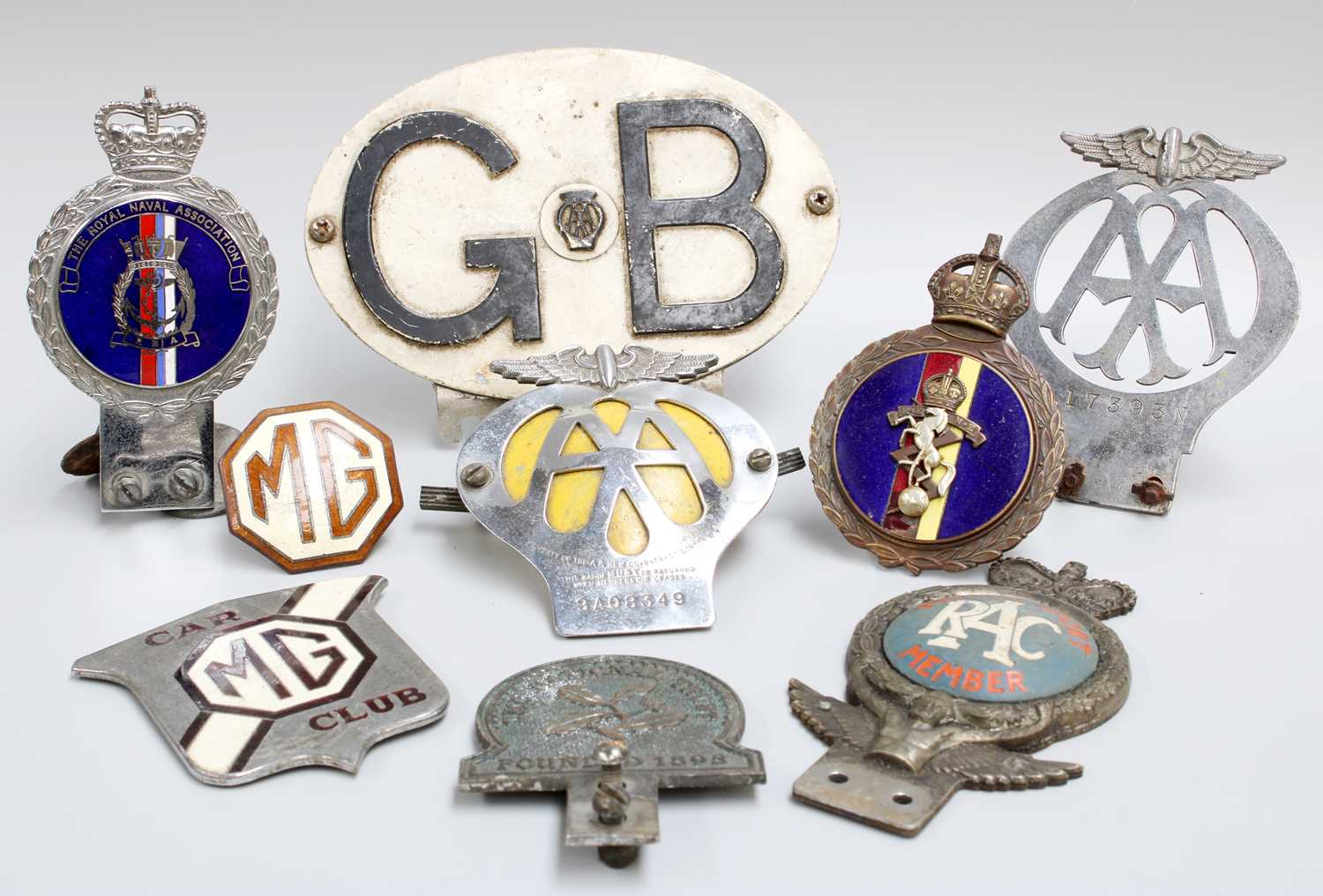 Lot 224 - Motoring Memorabilia, assorted car badges
