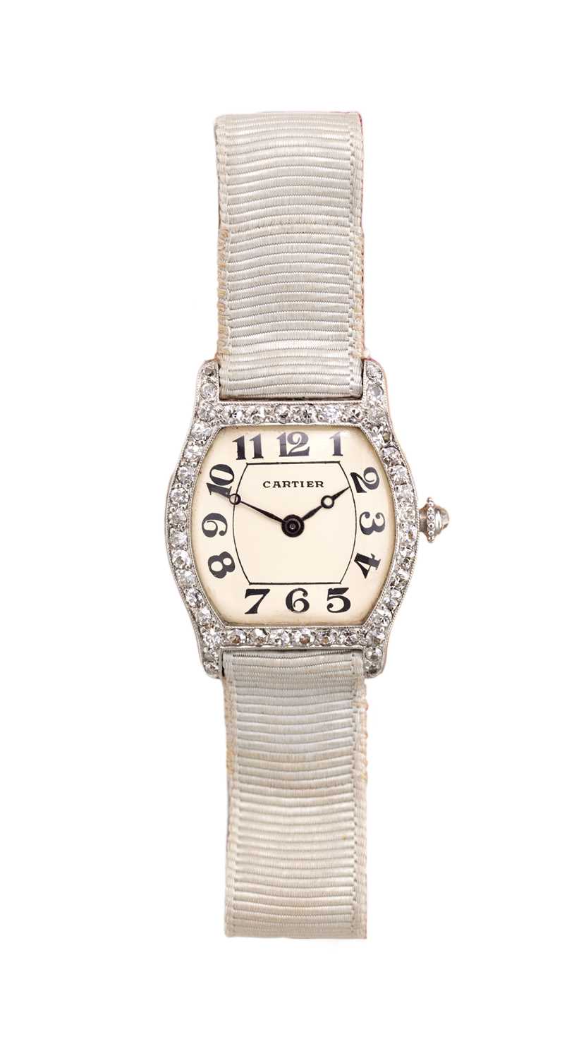 Lot 2194 - Cartier: A Rare Lady’s Art Deco Platinum