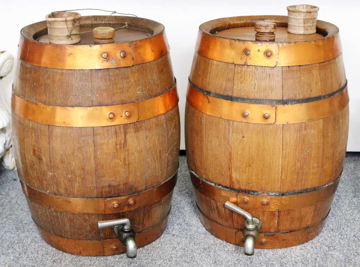 Lot 1121 - A Pair of Coopered Oak Spirit Barrels