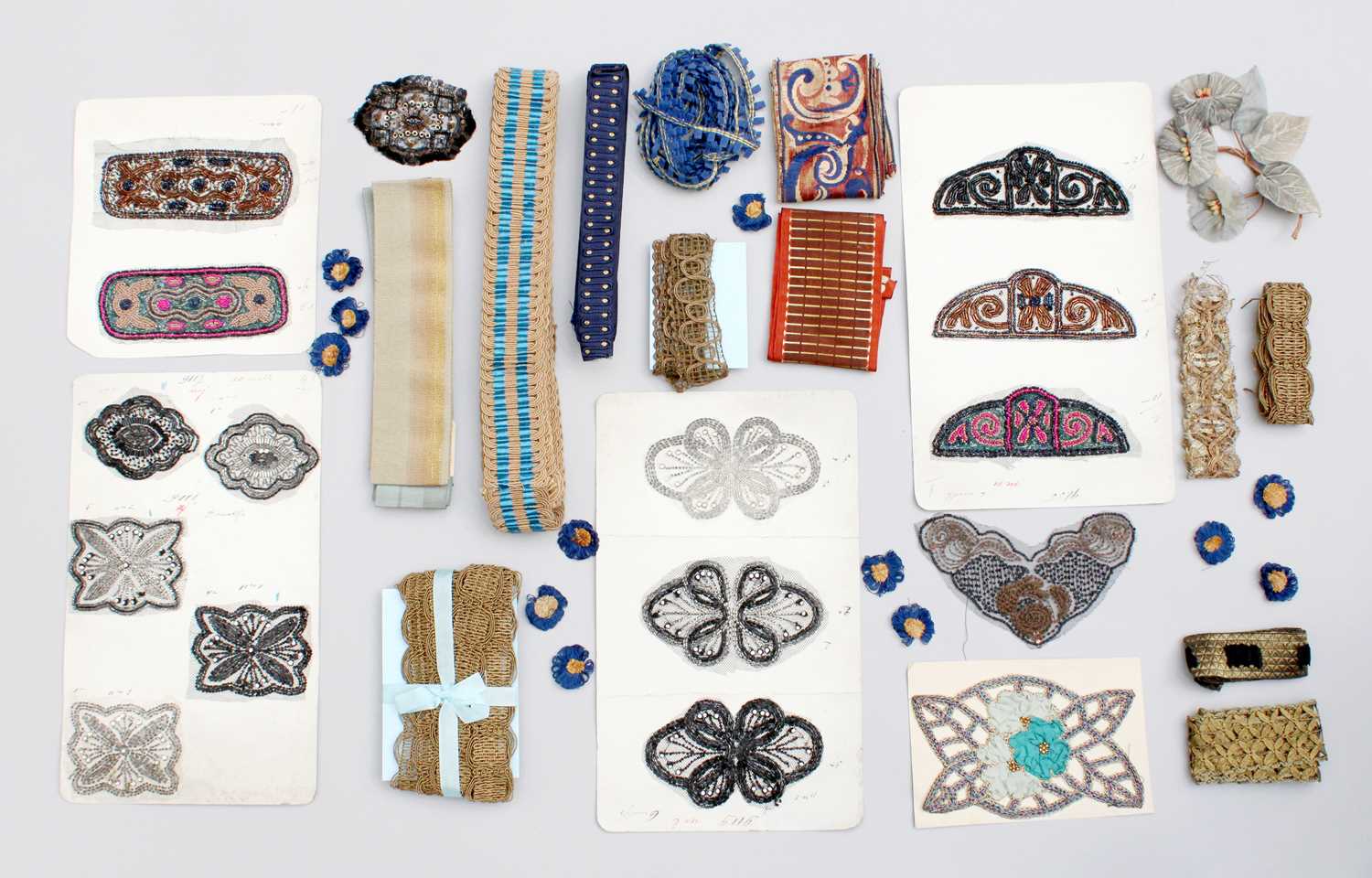 Lot 2315 - Early 20th Century Millinery Trims,