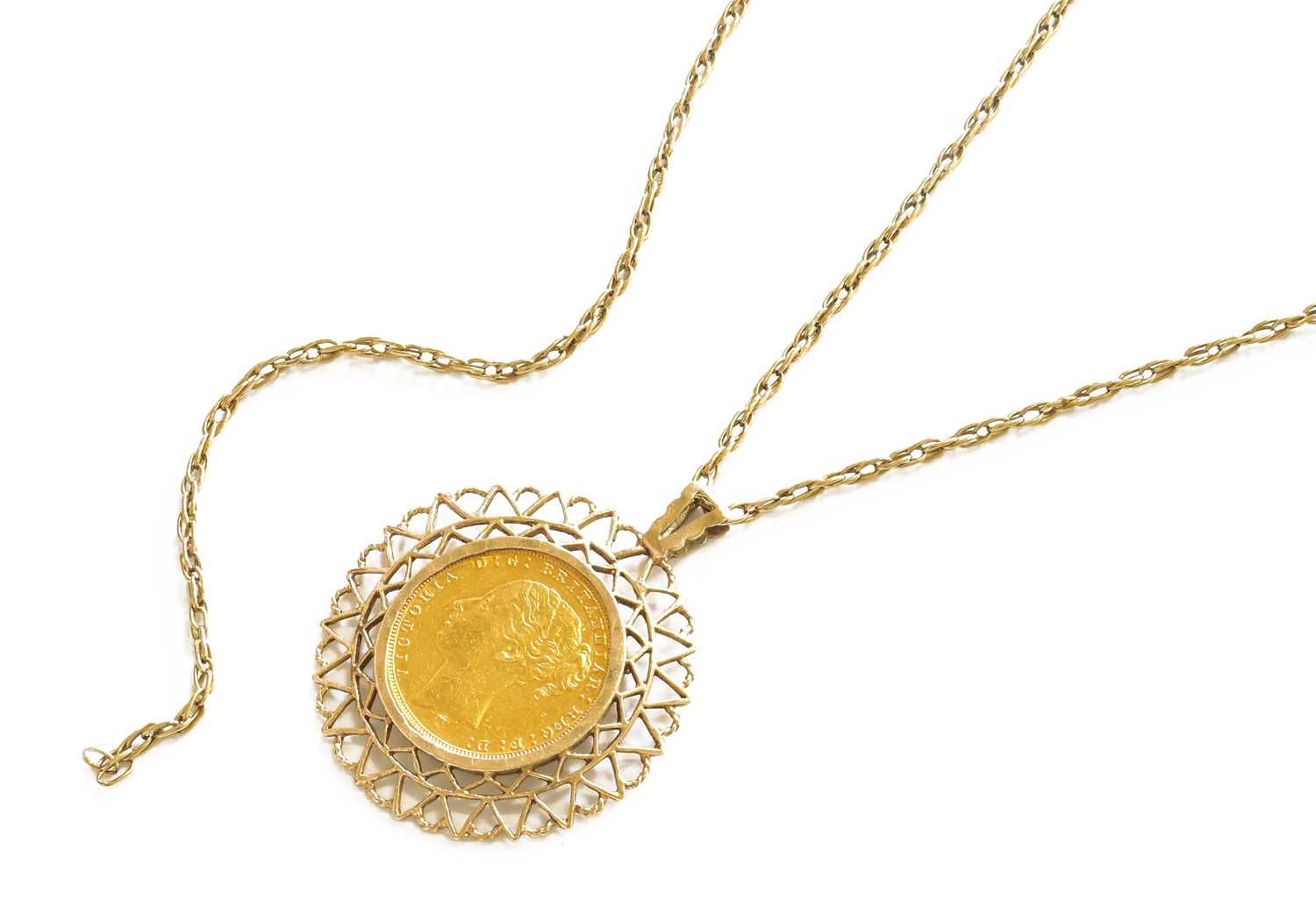 Lot 422 - A Sovereign Pendant on Chain, dated 1882 in