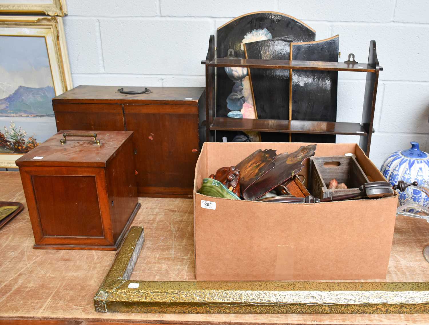 Lot 292 - Assorted Miscellaneous, including a set of