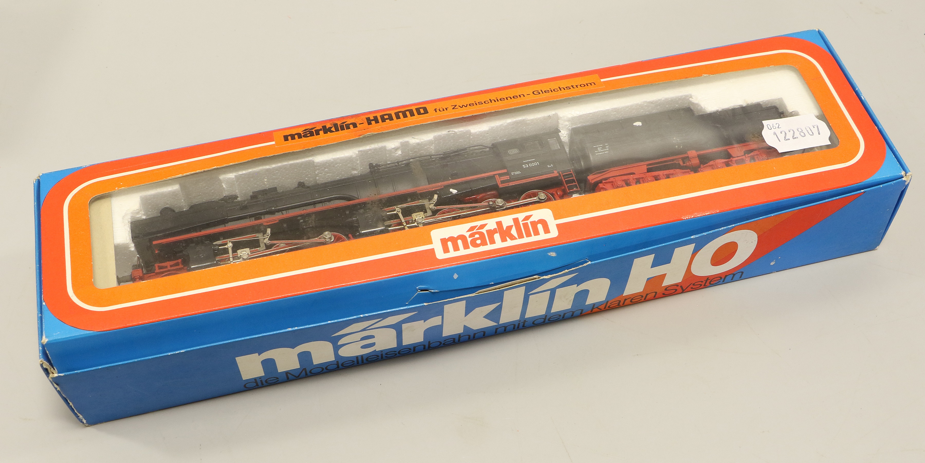 Lot 4320 - Marklin Hamo HO Gauge 8302 2-6-8-0 DB