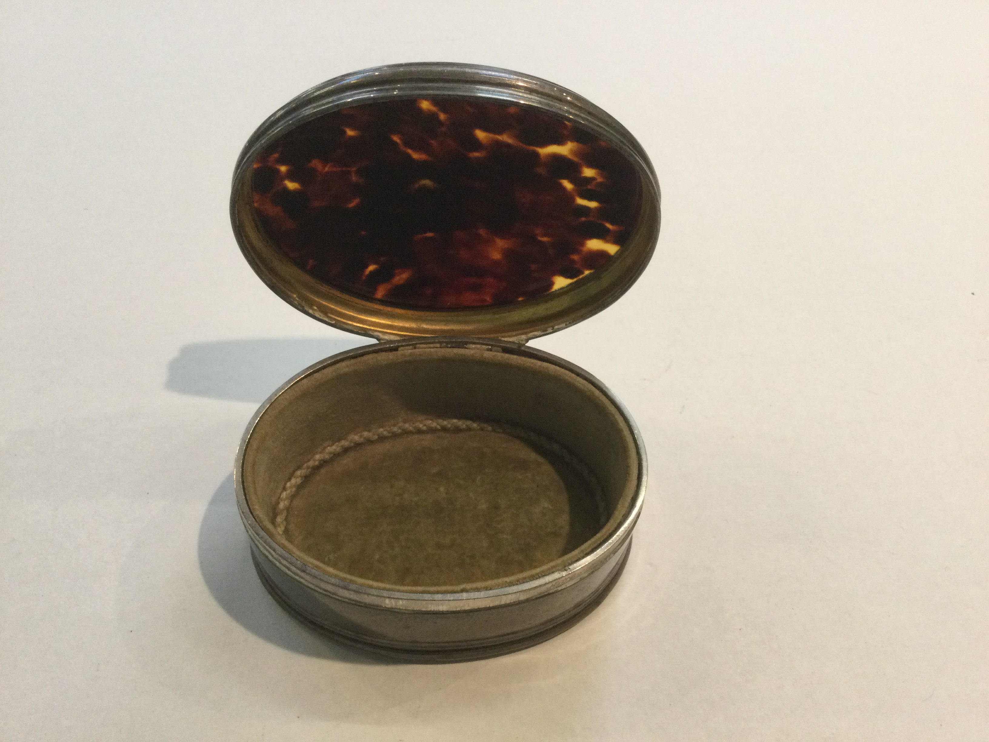 Lot 58 - A Scottish Provincial Silver-Mounted Horn