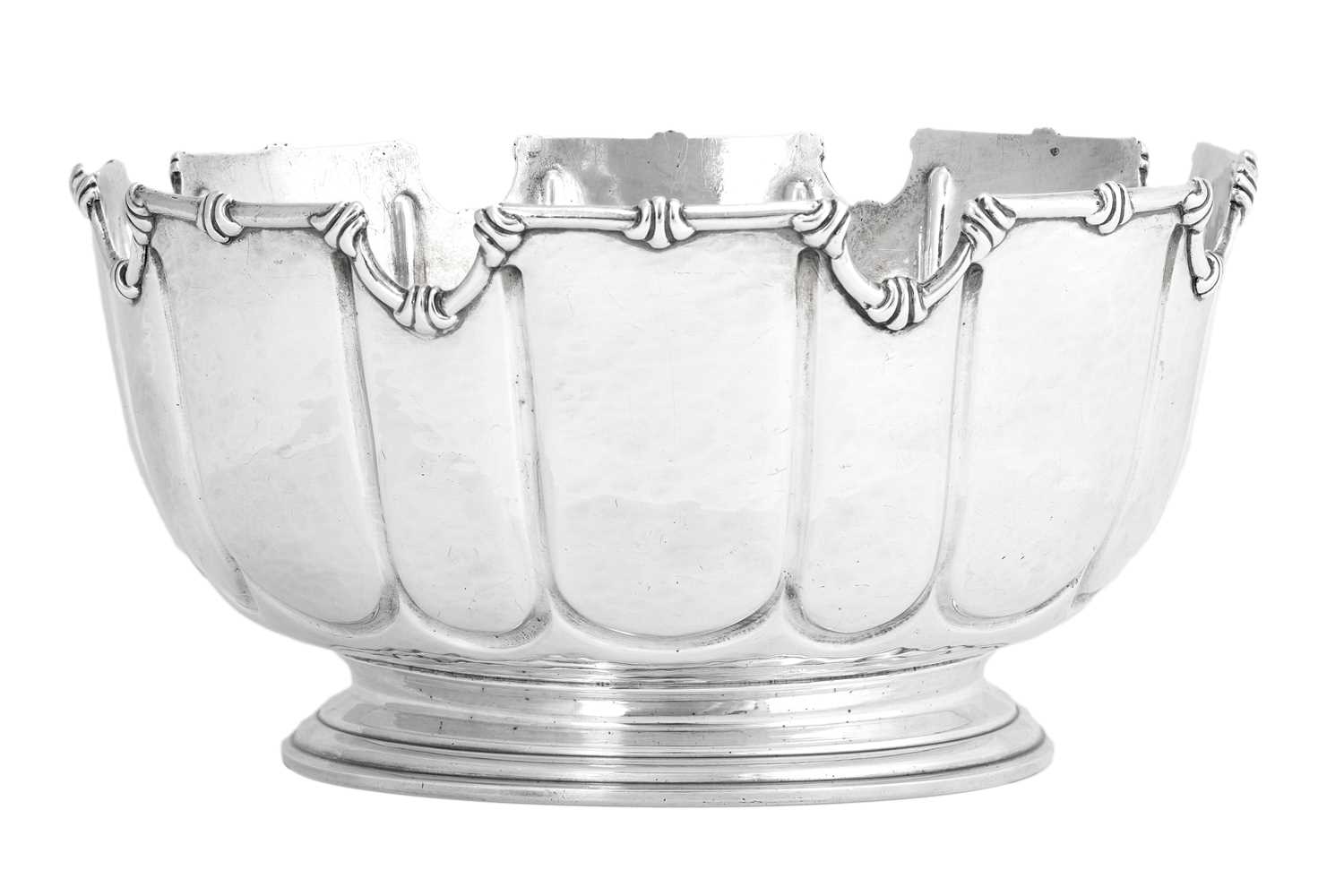 Lot 2336 - An Edward VII Silver Bowl,