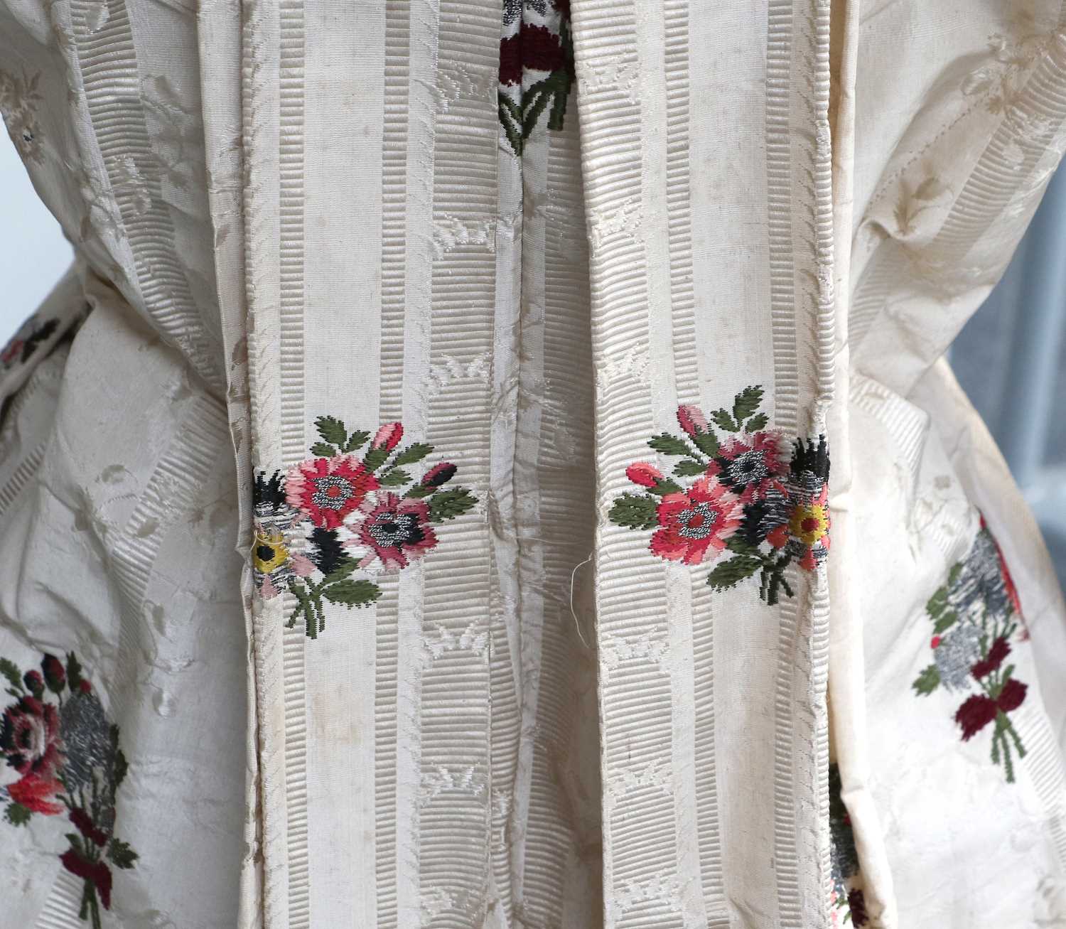 Lot 2250 - Late 18th Century Cream Silk Sack Back Robe,