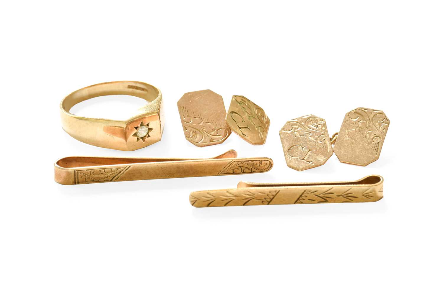 Lot 385 - A 9 Carat Gold Diamond Signet Ring, finger