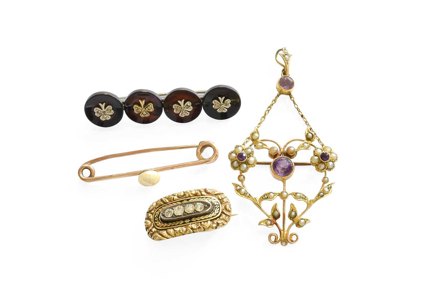 Lot 346 - A Small Quantity of Jewellery, including a
