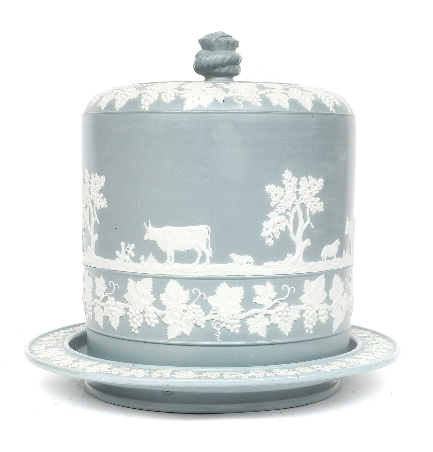 Lot 187 - A Dudson Blue Stoneware Cheese Dish and