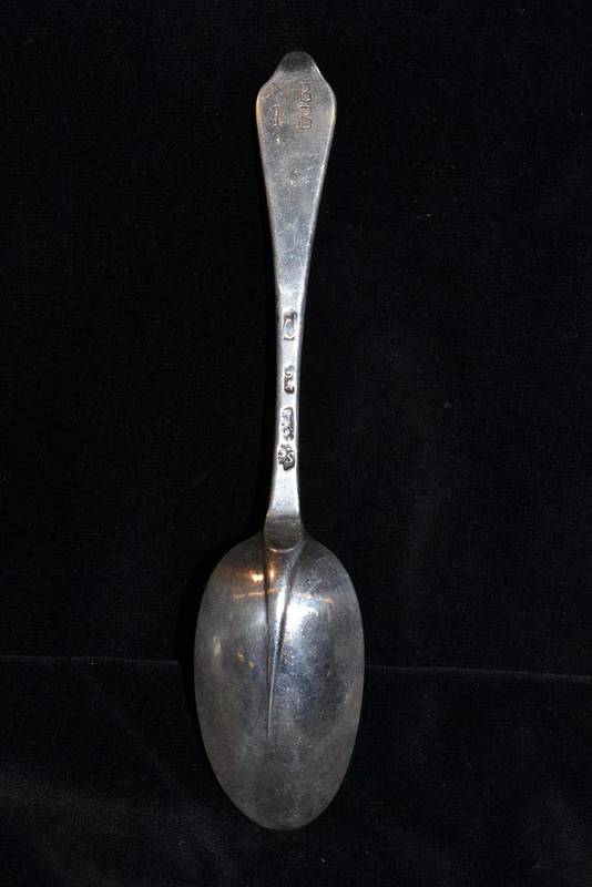Lot 627 - A Queen Anne Silver Dognose Spoon, William