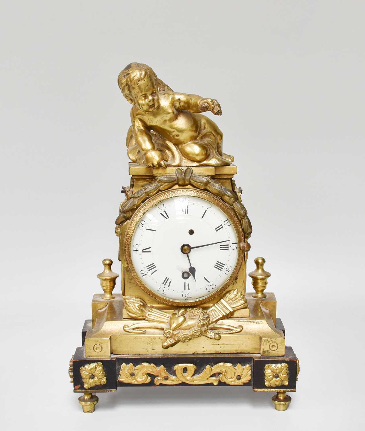 Lot 182 - A Gilt Metal Mantle Timepiece, 20th century,