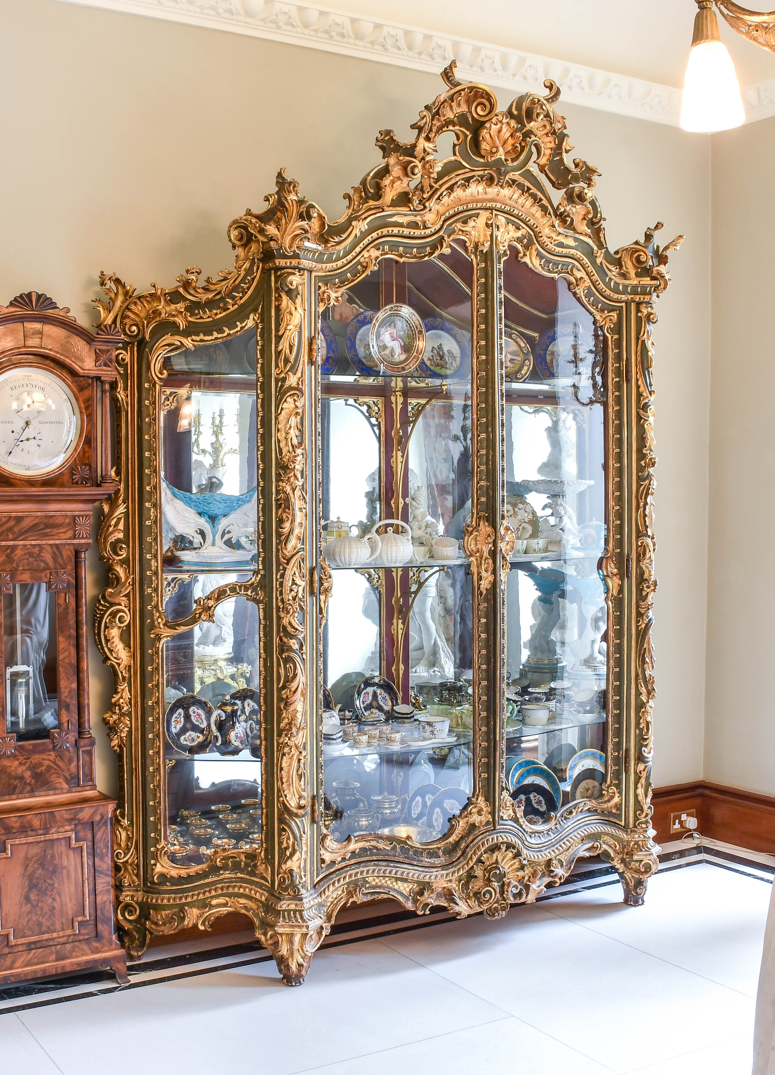 Lot 687 - A French Louis XV-Style Carved Giltwood