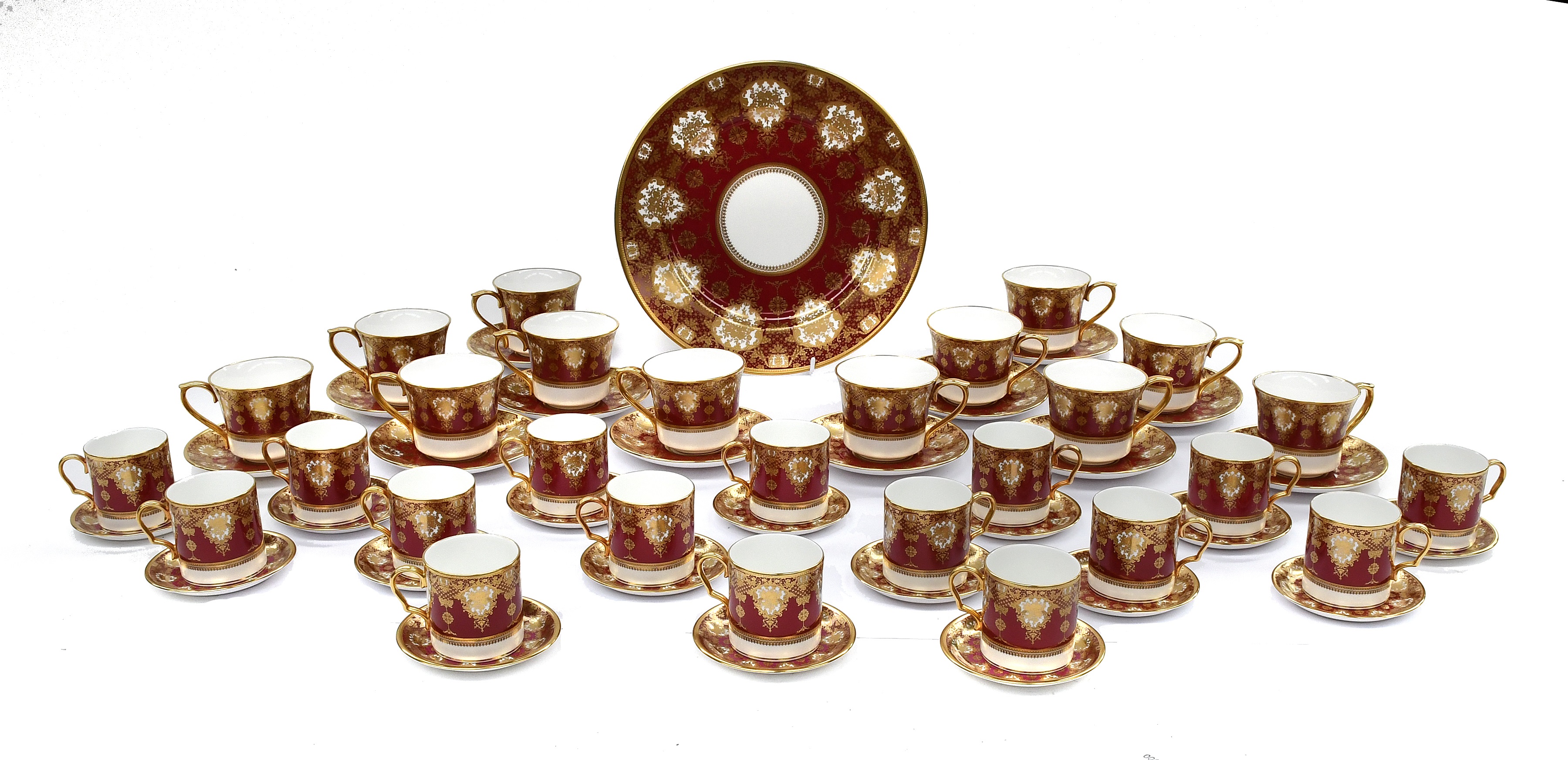 Lot 726 - A Thomas Goode Porcelain Dinner, Tea and