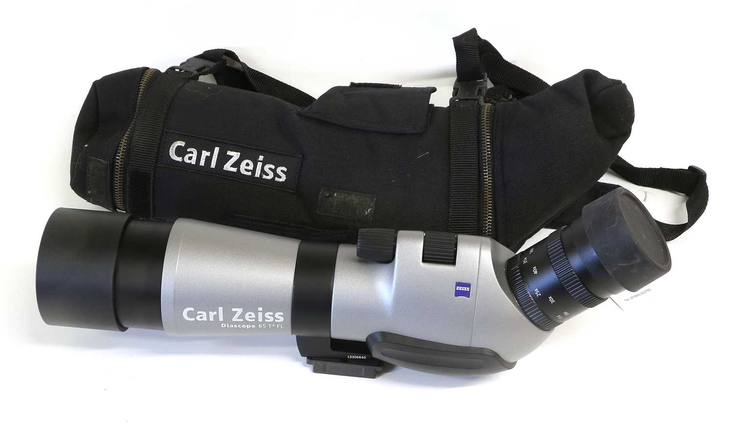 Lot 155 - A Carl Zeiss Diascope, the lens marked 65T*