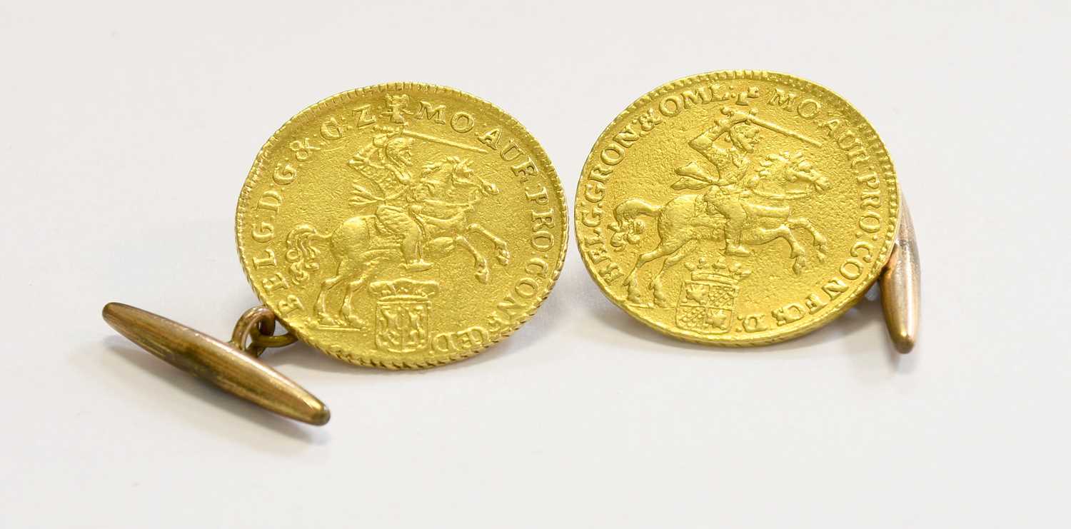 Lot 236 - A Pair of Gold Coin Cufflinks, each