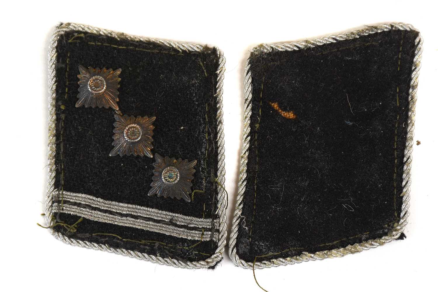 Lot 222 - A Pair of Second World War German SD