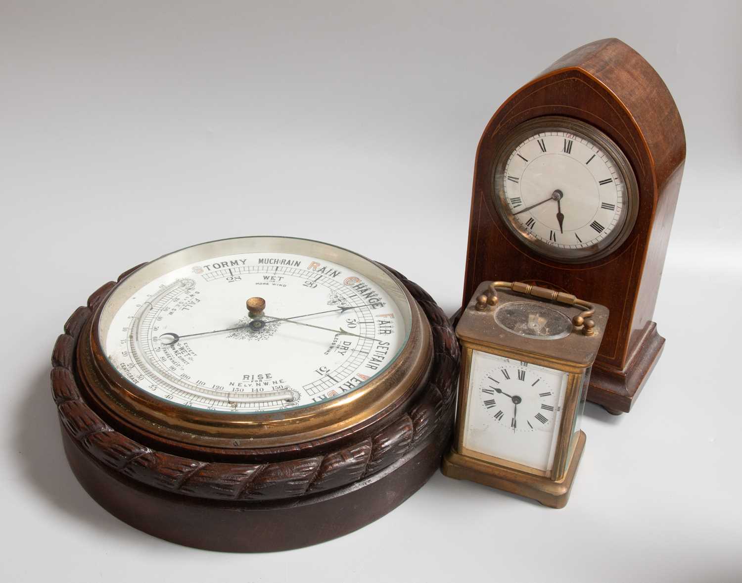 Lot 34 - An Oak Cased Aneroid Barometer, circa 1900,