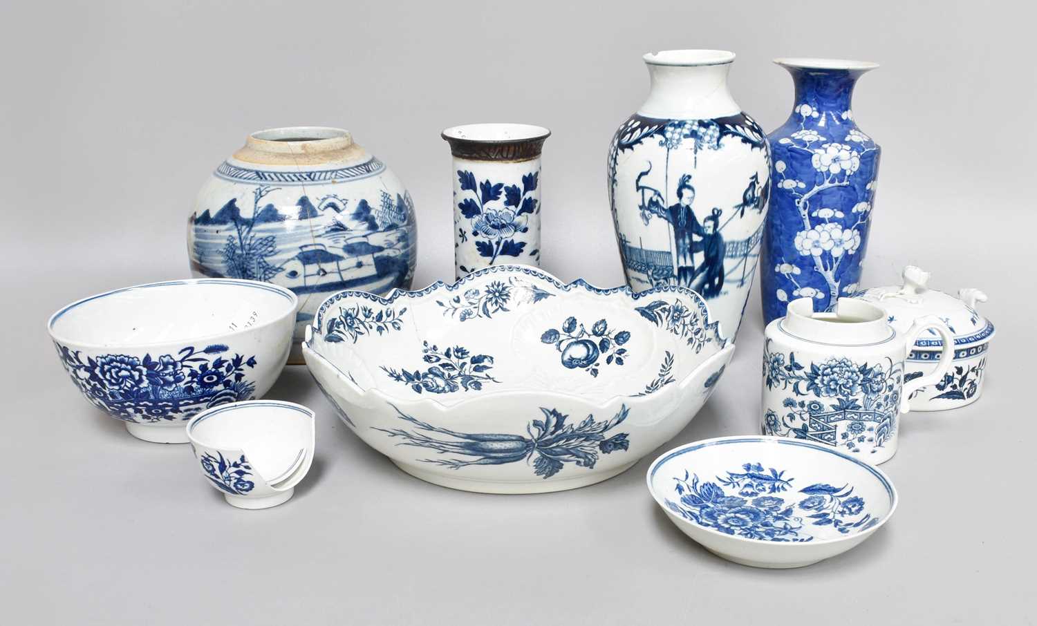 Lot 158 - An Collection of 18th Century Worcester