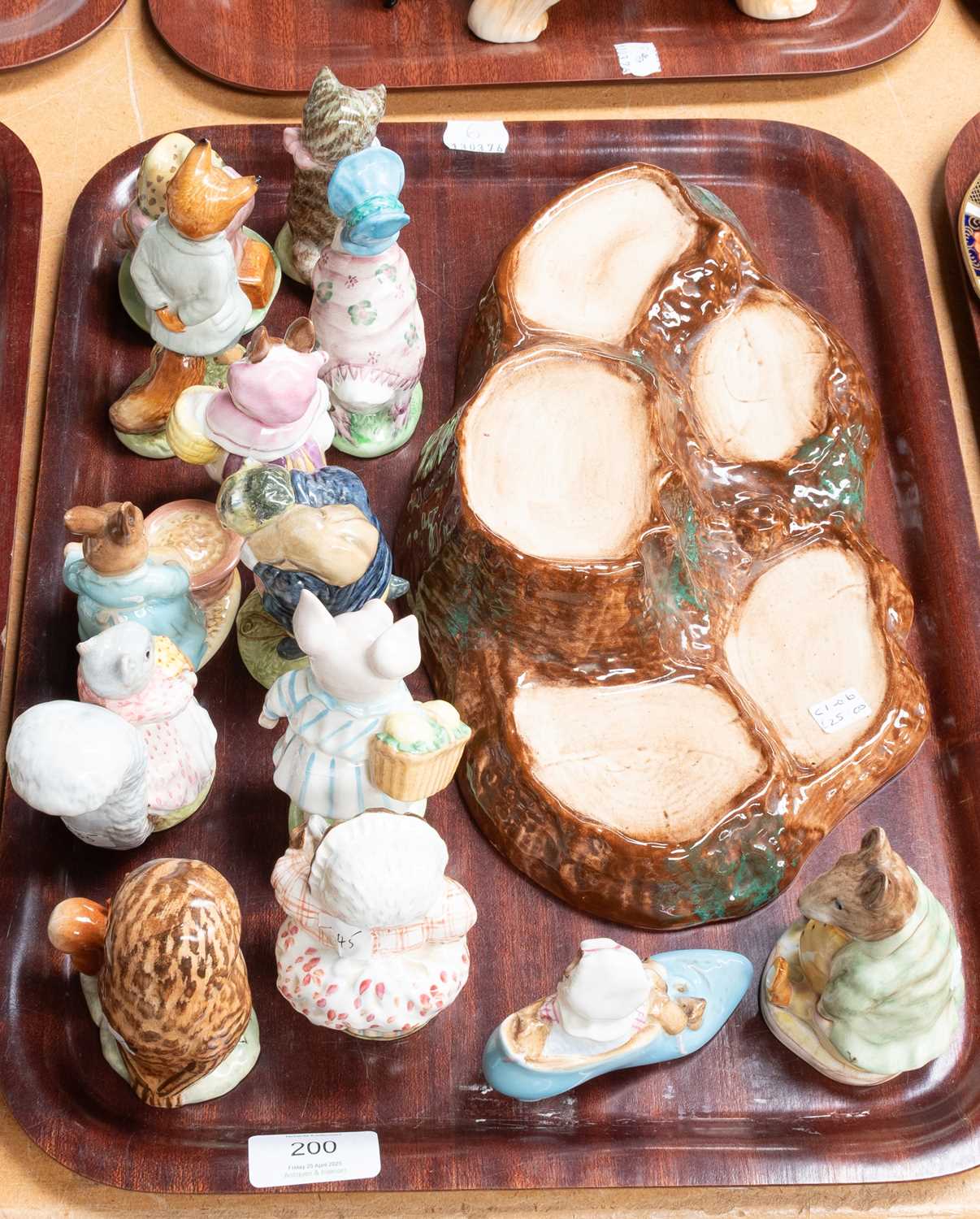 Lot 200 - Beswick Beatrix Potter Figures, including