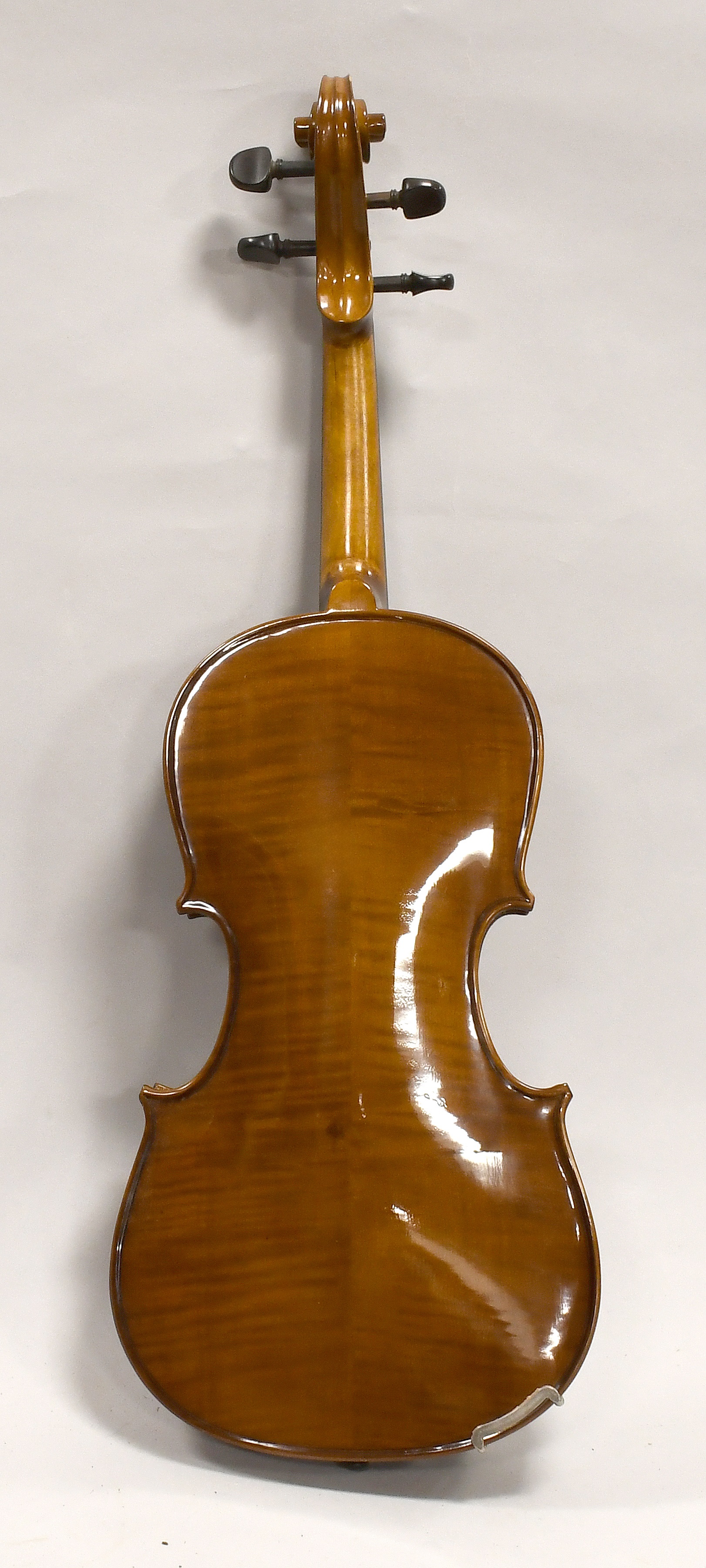 Lot 2 - Viola