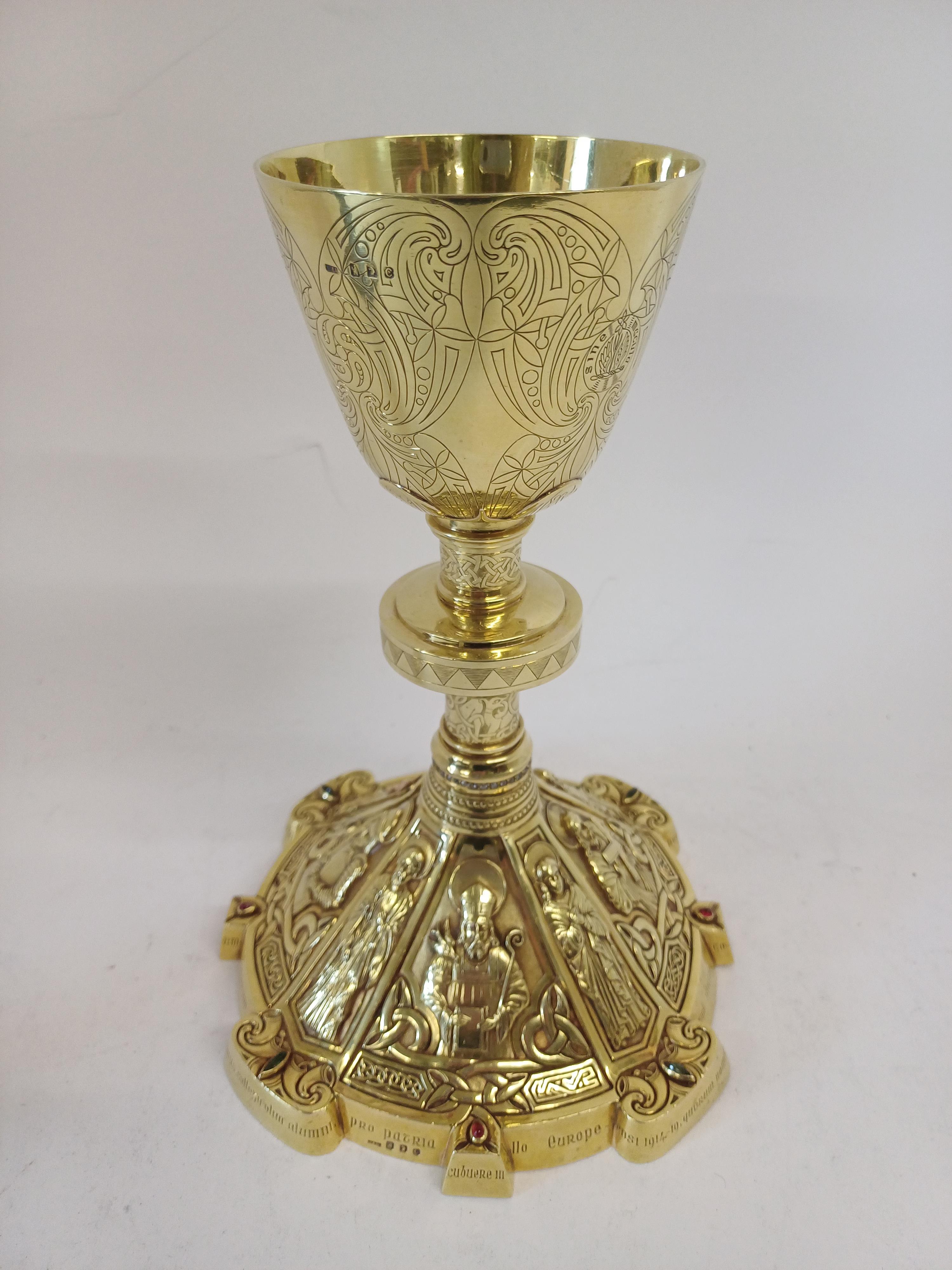 Lot 2602 - An Important George V Irish 'Gem'-Set Gold